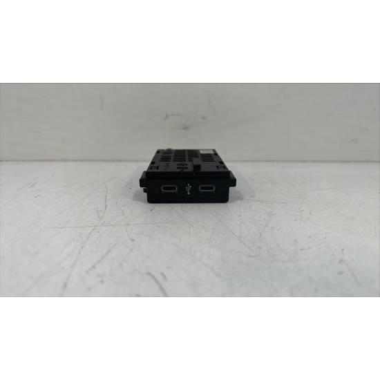 PORTA USB VOLKSWAGEN T-CROSS Serie 2G6035736 (19>)