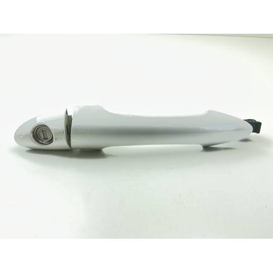 MANIGLIA ESTERNA ANTERIORE SINISTRA KIA Picanto 3° Serie 826511Y010 (11>)