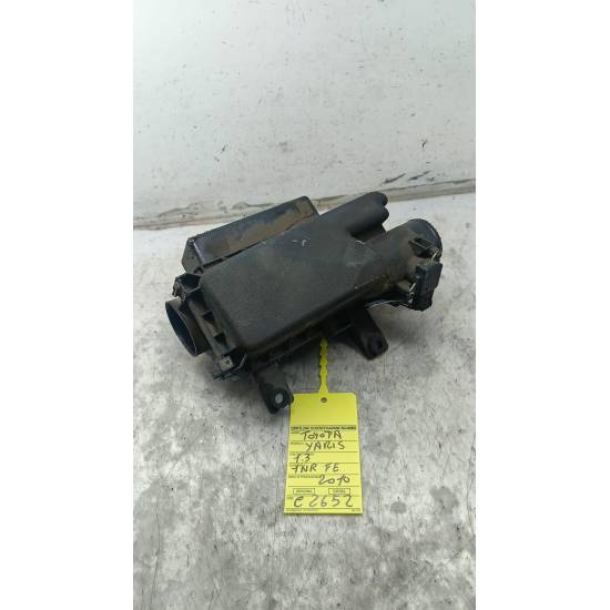 BOX SCATOLA FILTRO ARIA TOYOTA Yaris Serie 1NR FE Benzina 1.3 (08>11)