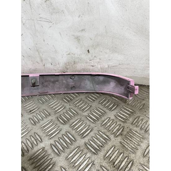 FIANCHETTO CARENA DX PIAGGIO Vespa 150cc LX (05>11)