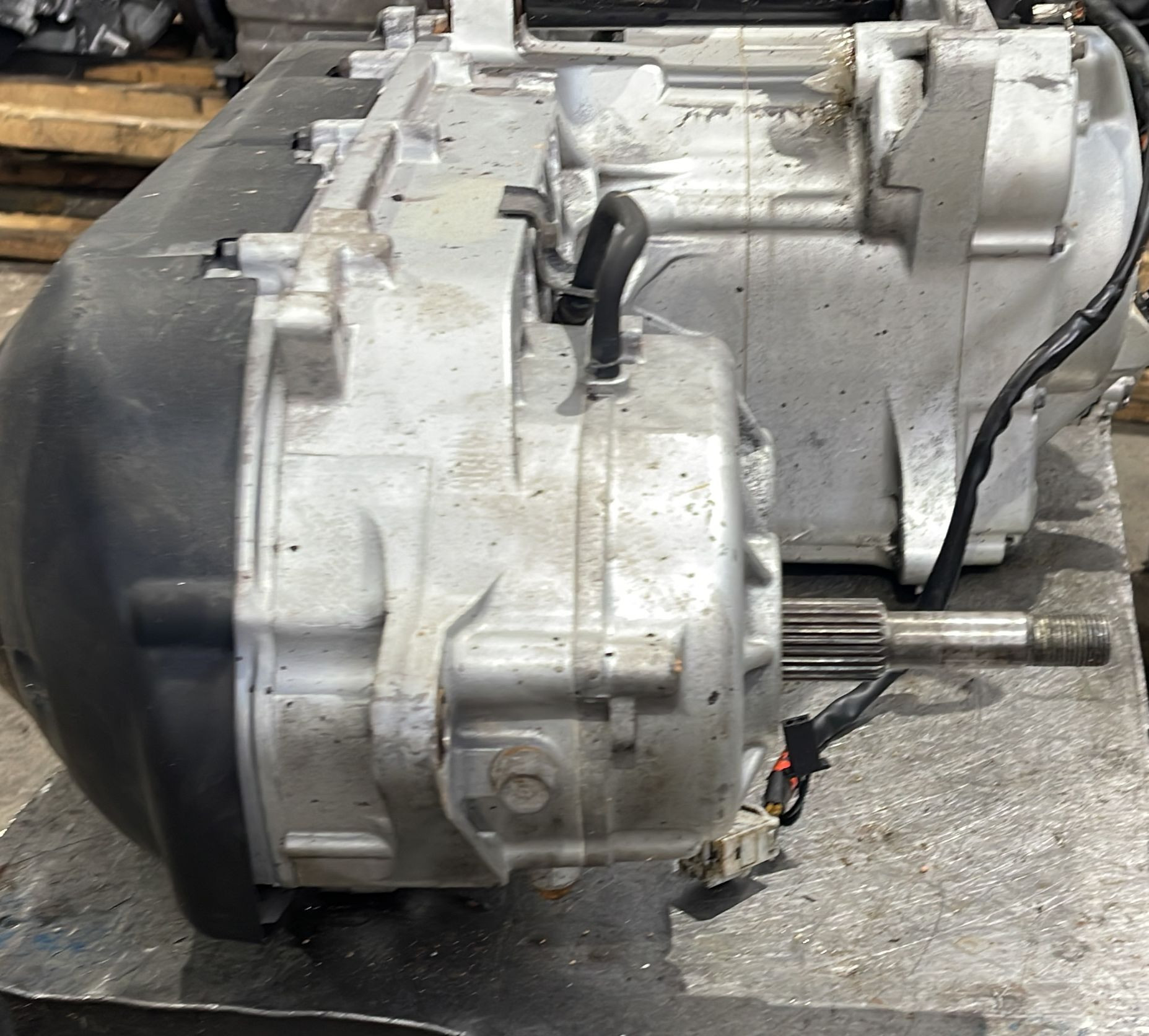 MOTORE SEMICOMPLETO SYM JOYMAX 300cc EVO benzina 300 (08>13)