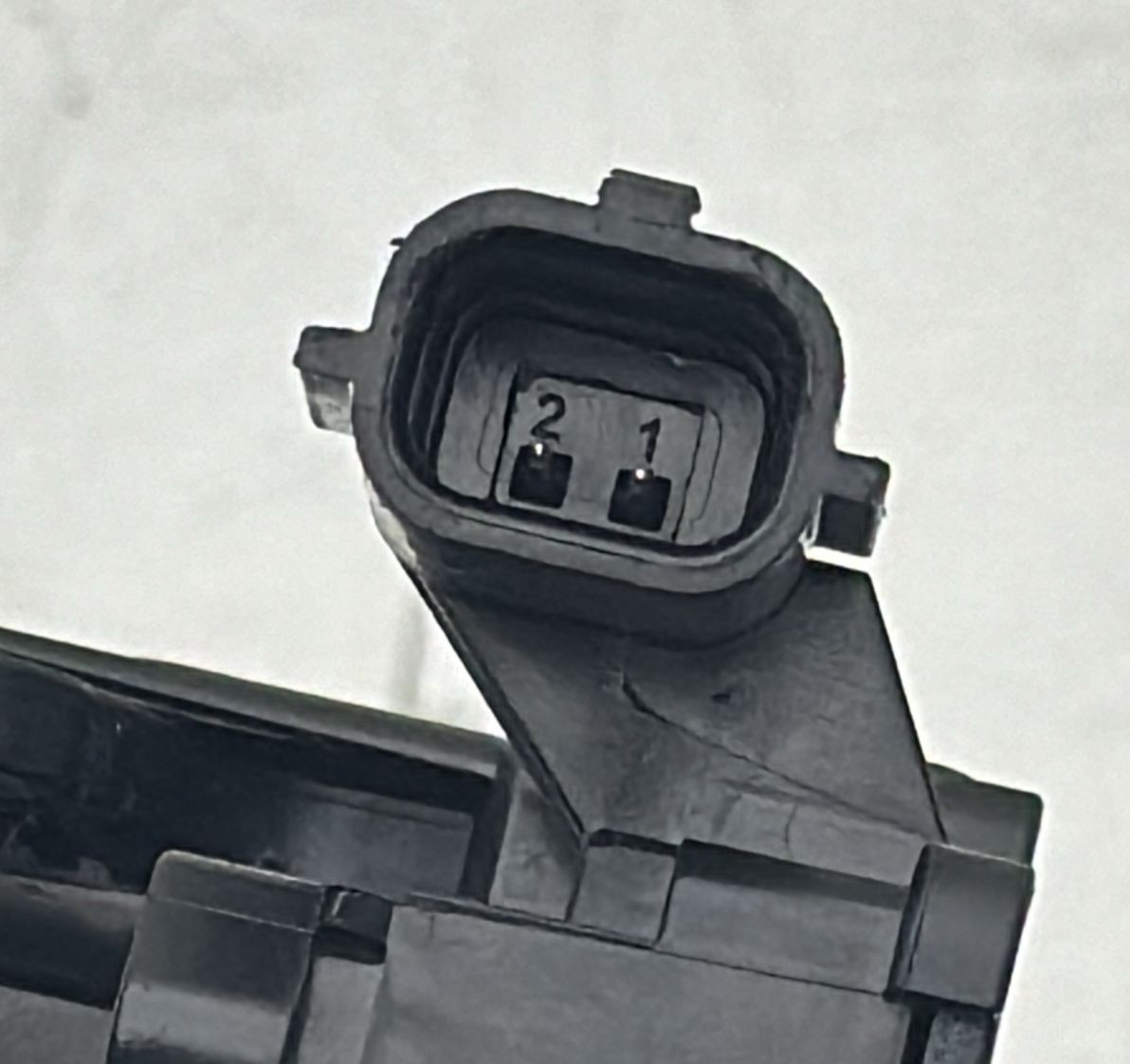 SERRATURA PORTELLONE POSTERIORE DACIA Duster Serie (17>>)