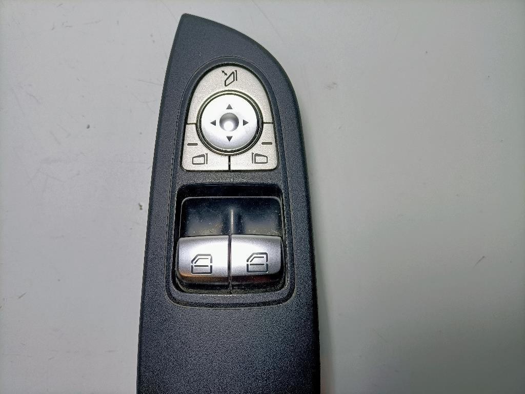PULSANTIERA ANTERIORE SINISTRA MERCEDES Vito Serie (W447) A2059057011 (14>)