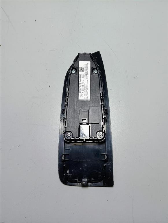 PULSANTIERA ANTERIORE SINISTRA MERCEDES Vito Serie (W447) A2059057011 (14>)