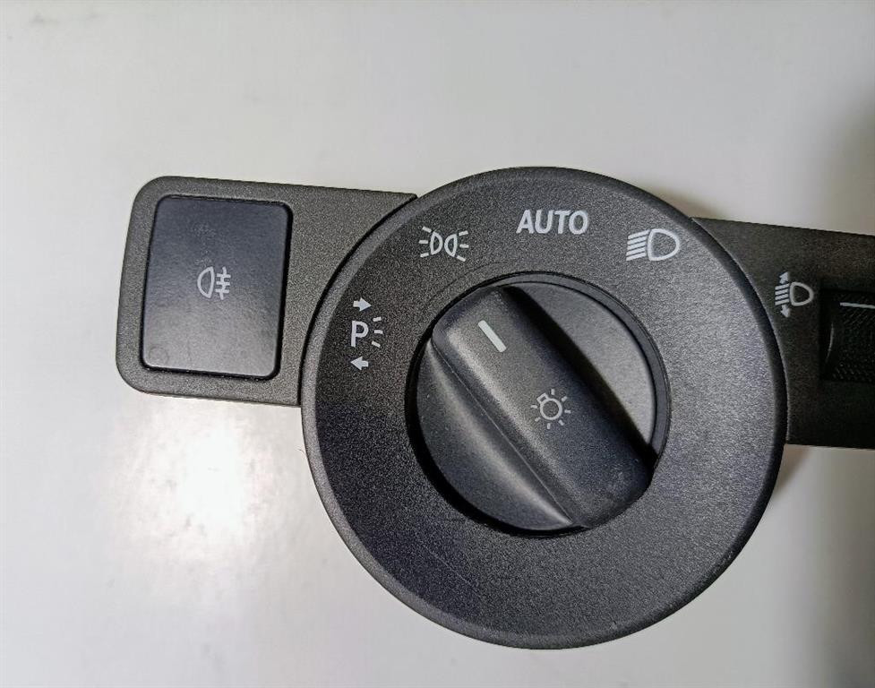 INTERRUTTORE COMANDO LUCI MERCEDES Vito Serie (W447) A44790579009107 (14>)