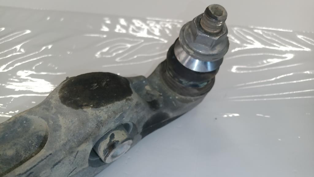 BRACCIO OSCILLANTE ANTERIORE DESTRO VOLVO XC60 Serie 32246810 (17>)