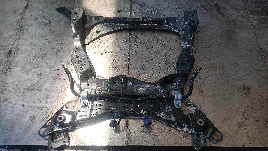 ASSALE ANTERIORE VOLVO XC60 Serie 32268633 D4204T14 diesel 1969 (17>)