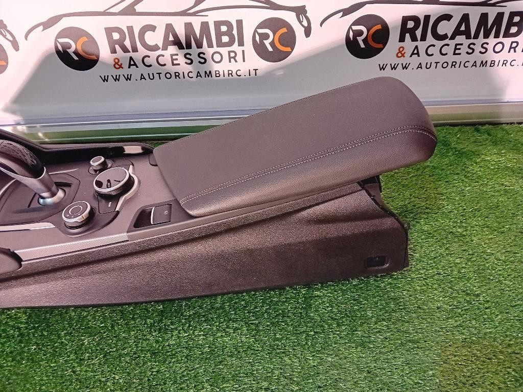 CONSOLE CENTRALE ALFA ROMEO Giulia Serie (952_) 156114586 55268818 (16>)