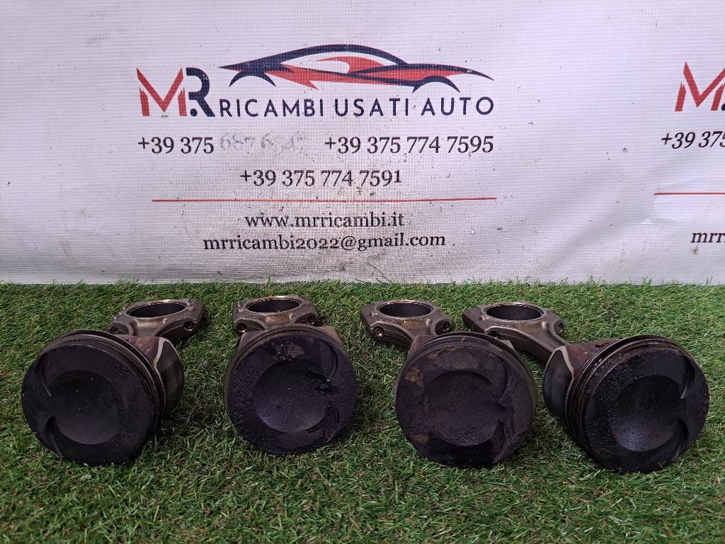 PISTONI MOTORE VOLKSWAGEN Golf 7 Berlina CHHB benzina 1984 (12>)