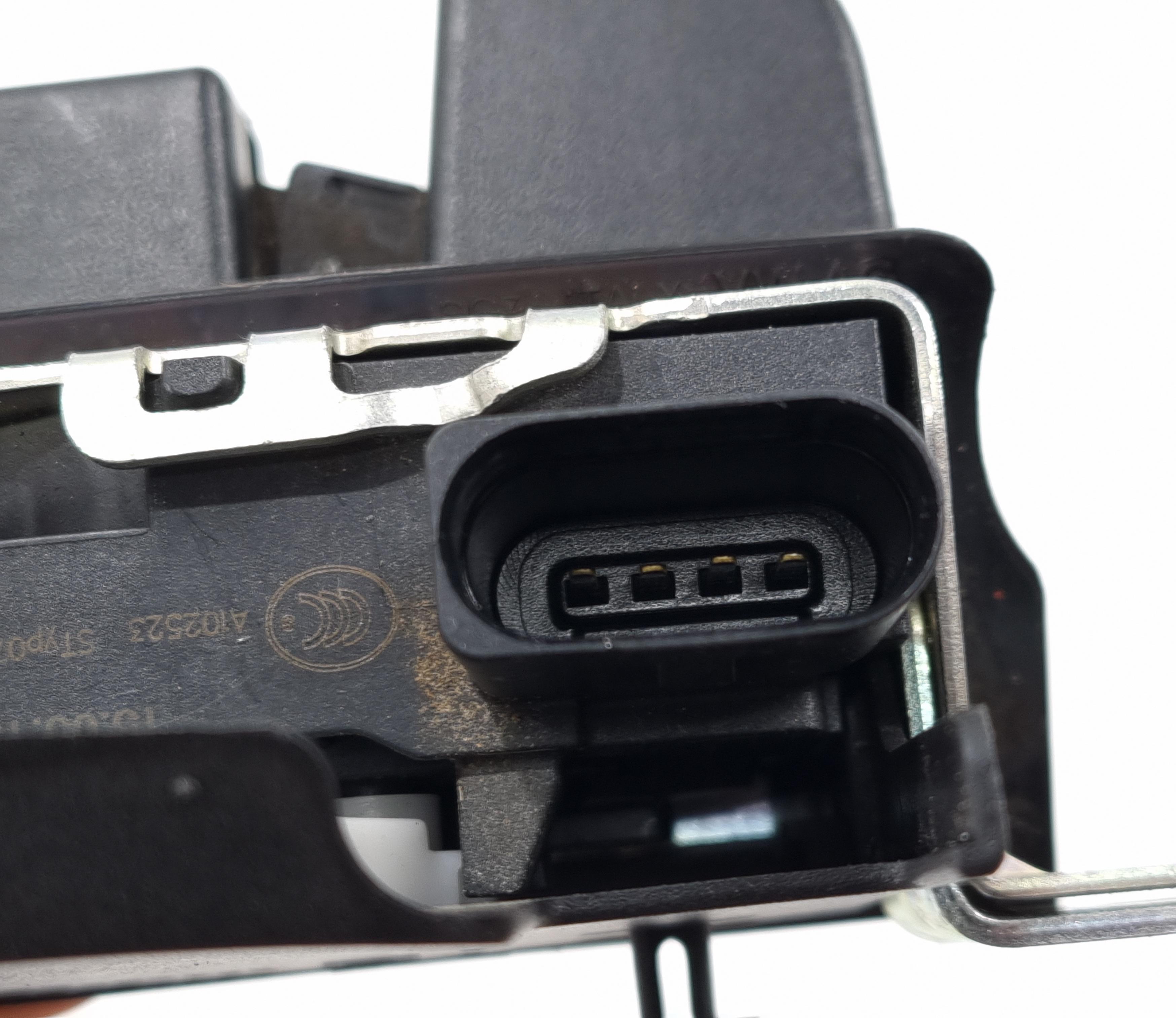 SERRATURA PORTELLONE POSTERIORE VOLKSWAGEN Polo 6° Serie 2G6827505B (17>)