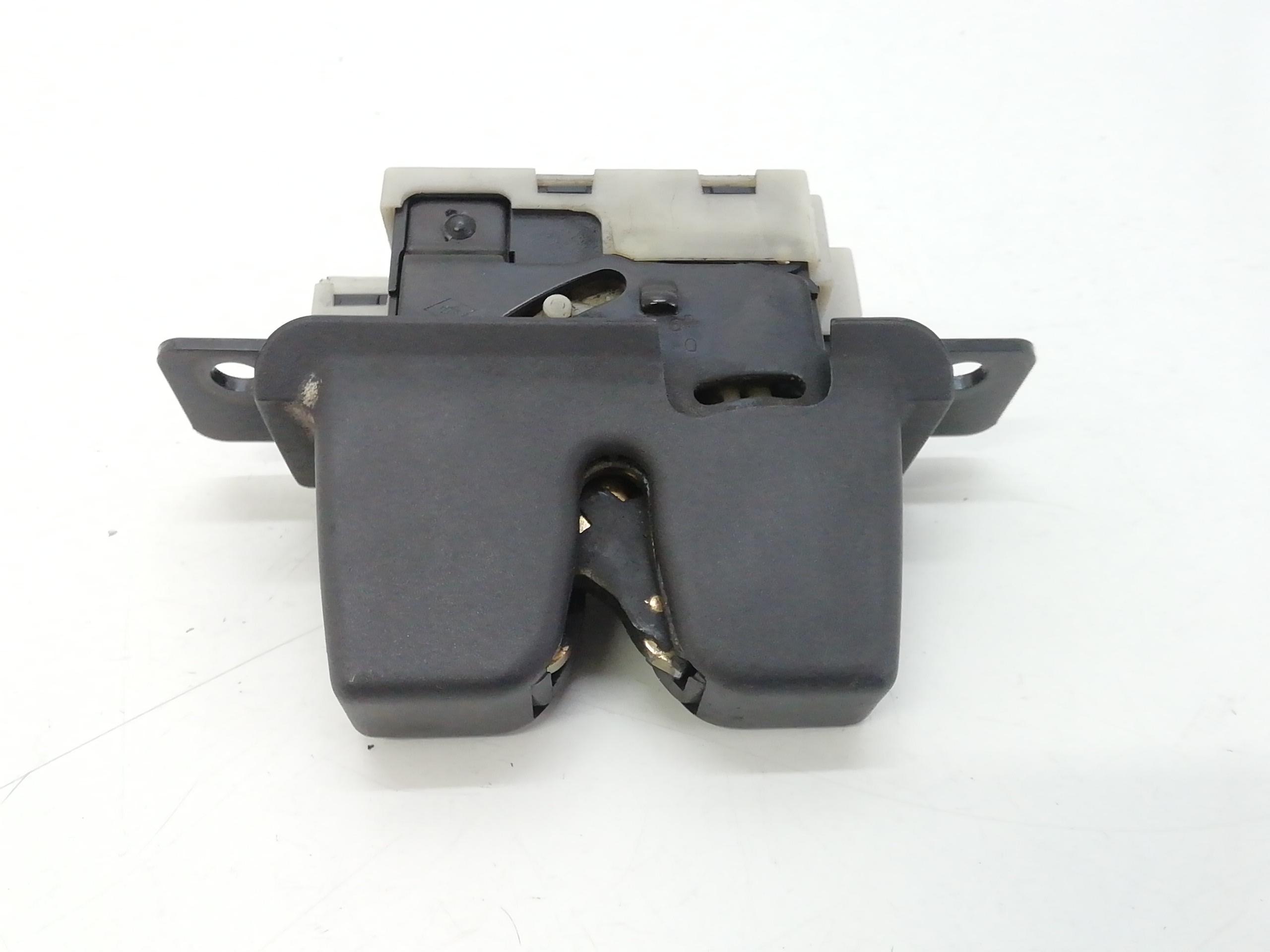 SERRATURA COFANO POSTERIORE RENAULT Megane ll Serie 8200076240 (02>06)