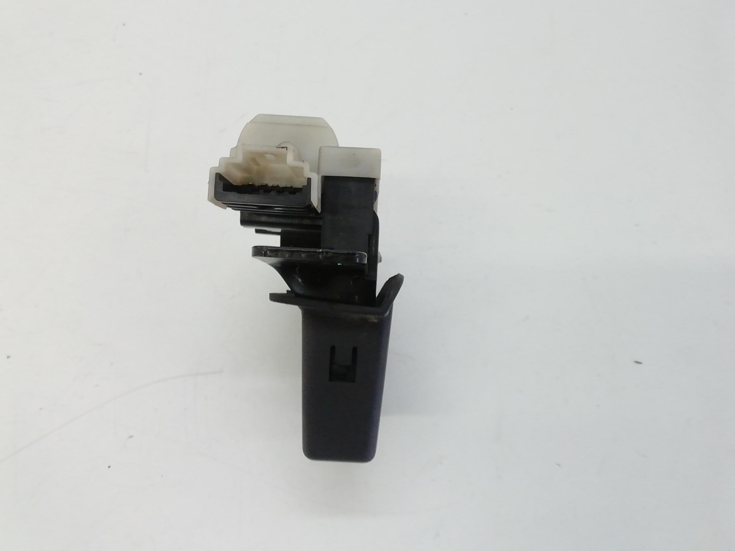 SERRATURA COFANO POSTERIORE RENAULT Megane ll Serie 8200076240 (02>06)