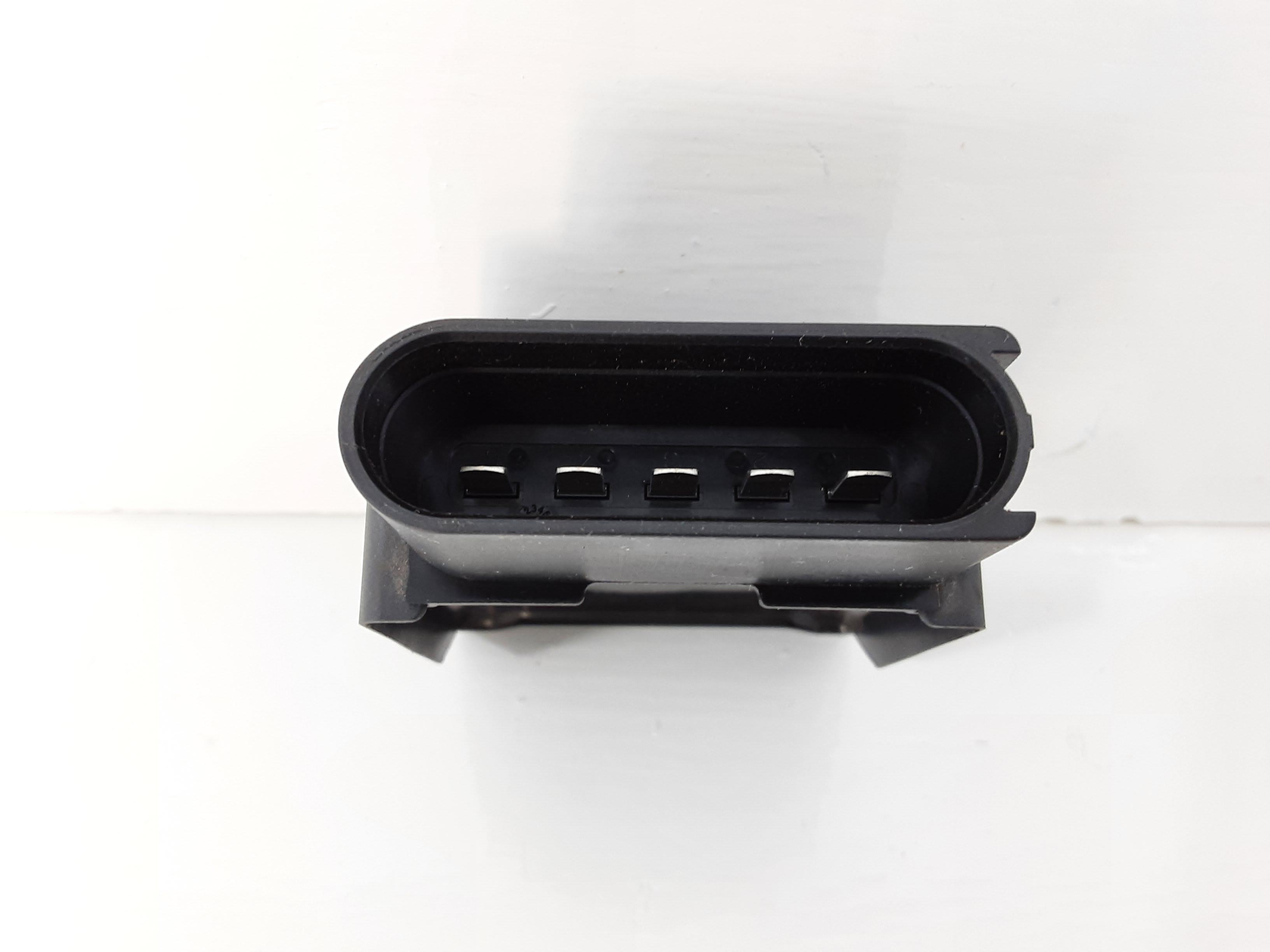 CENTRALINA POMPA CARBURANTE VOLKSWAGEN Golf 7 Berlina 5Q0906093 CJZA ...