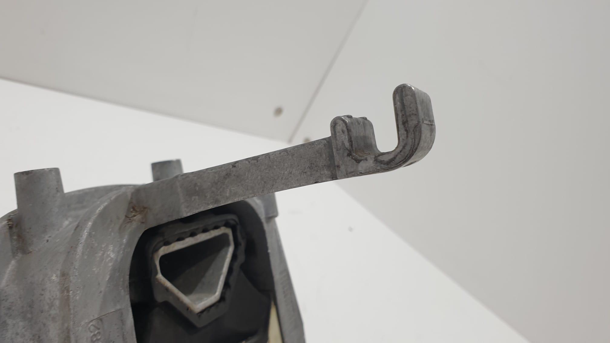 SUPPORTO MOTORE VOLKSWAGEN Tiguan Serie 3Q0199262F Diesel 2.0 4MOTION (16>)