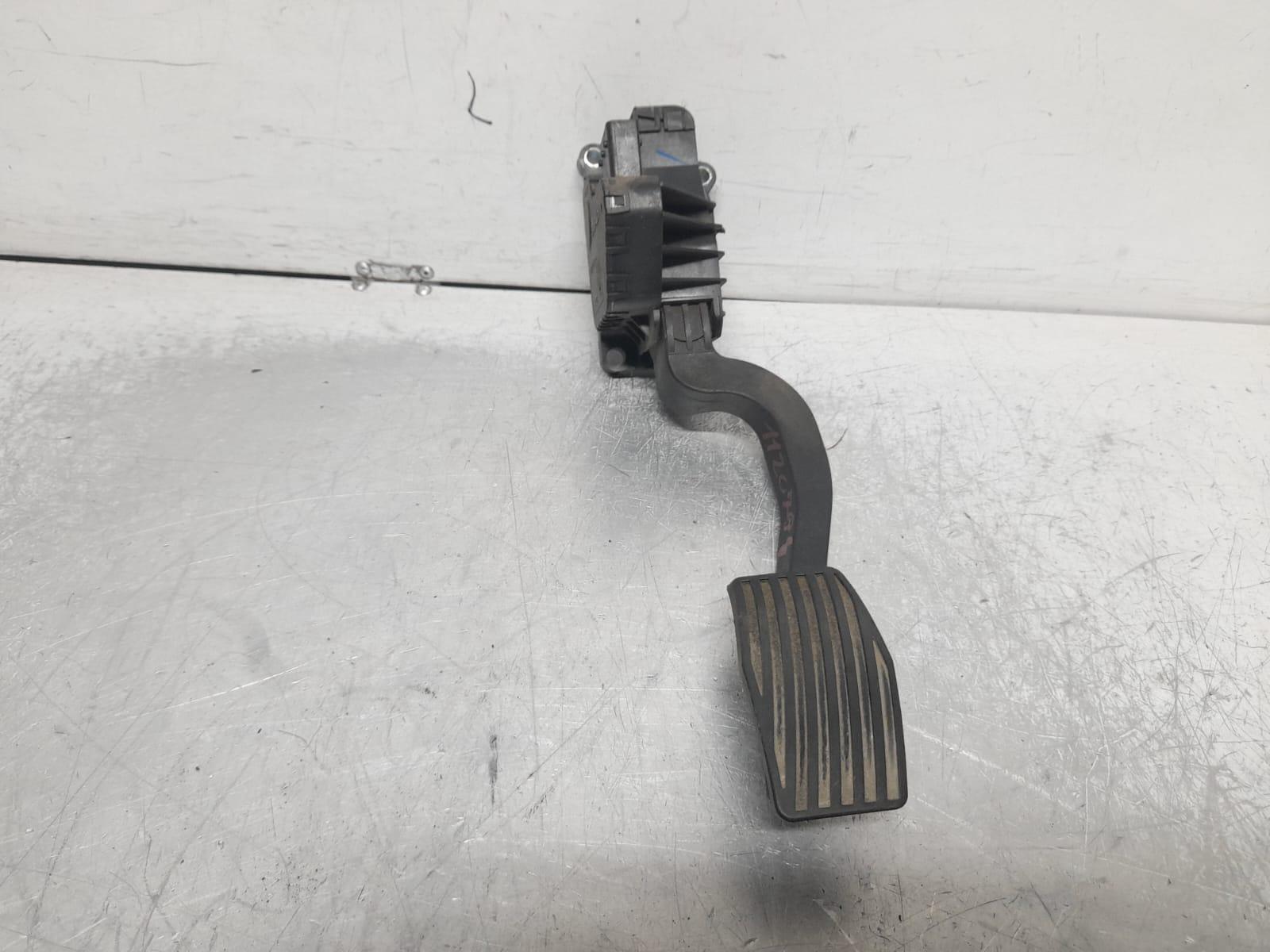 PEDALE ACCELERATORE FIAT Grande Punto 1° Serie 55702020 (05>08)