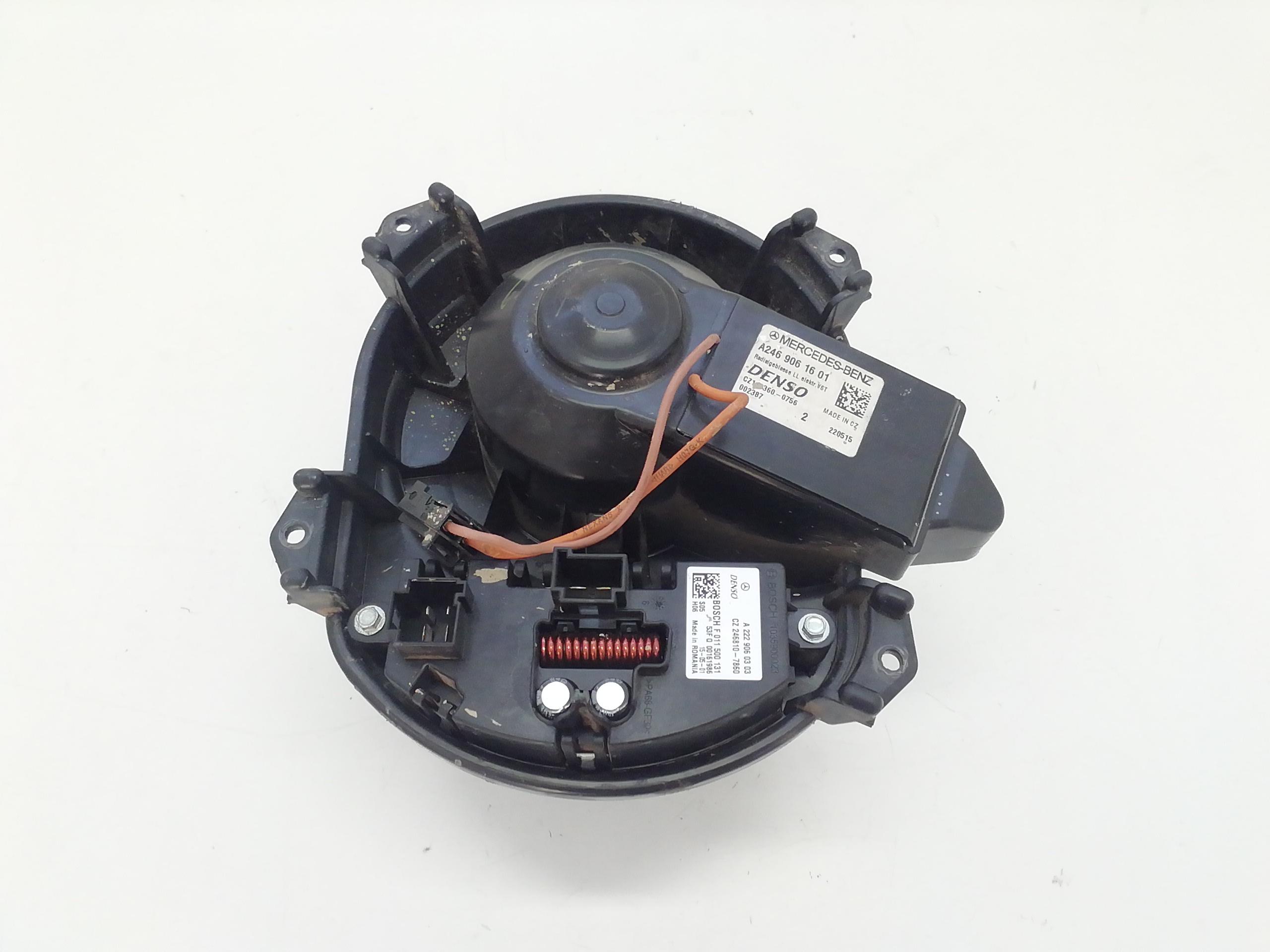 VENTOLA RISCALDAMENTO MERCEDES CLA Serie A2469061601 (13>)