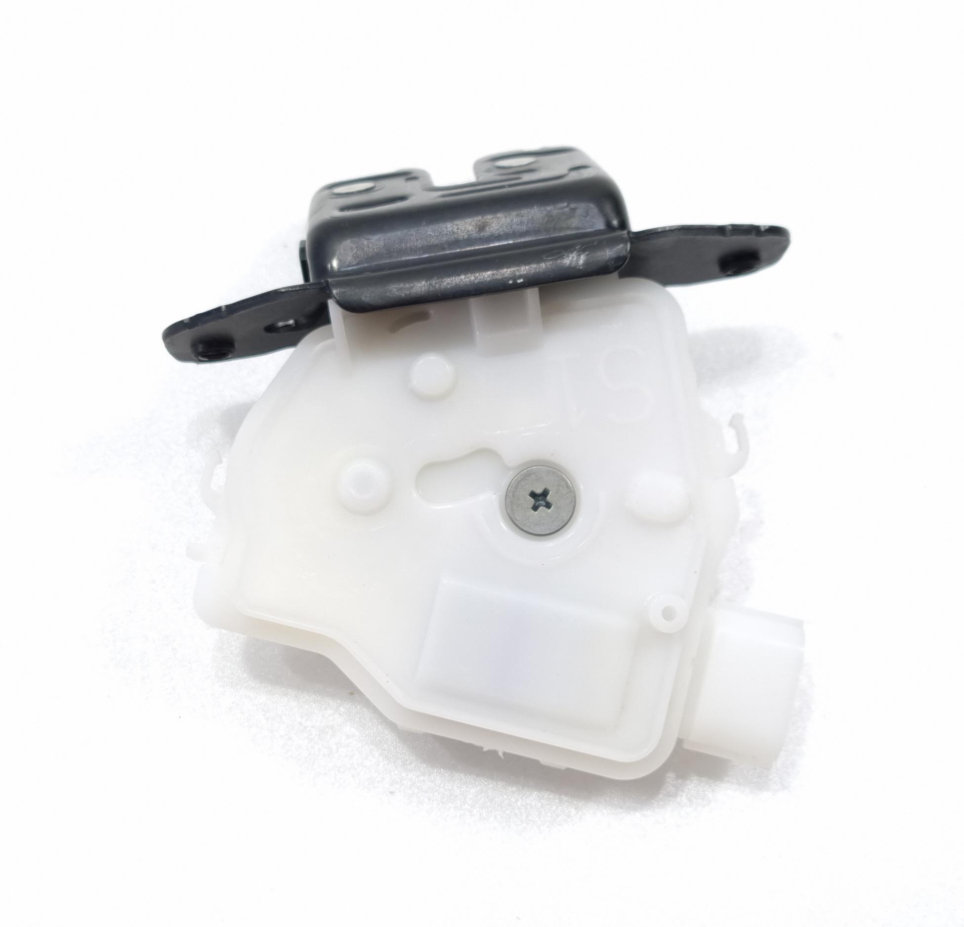 SERRATURA PORTELLONE POSTERIORE TOYOTA Yaris Serie 69350-02090 (17>20)