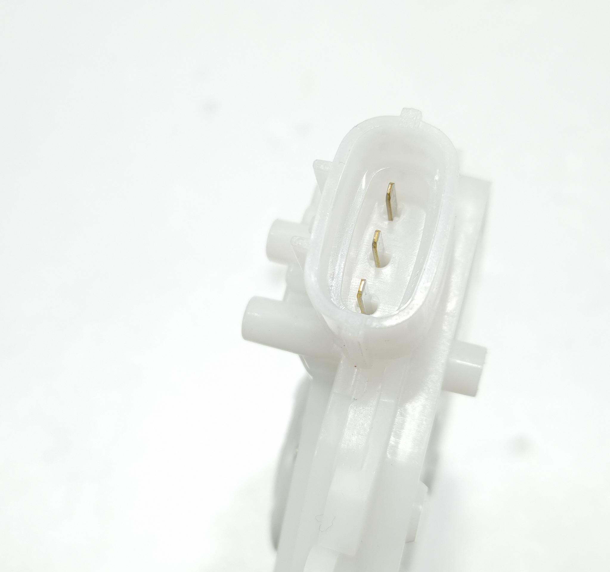 SERRATURA PORTELLONE POSTERIORE TOYOTA Yaris Serie 69350-02090 (17>20)