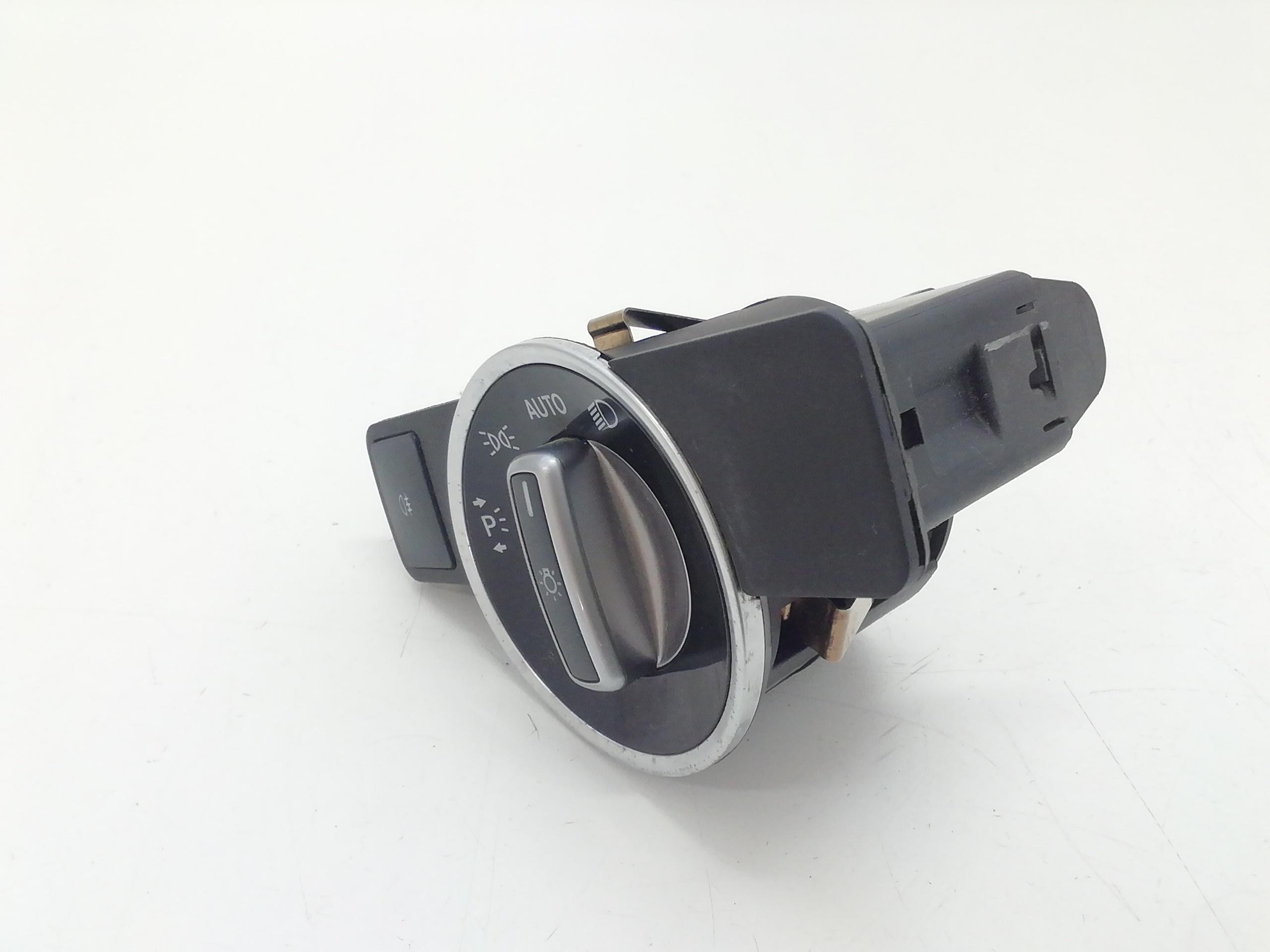 INTERRUTTORE COMANDO LUCI MERCEDES CLA Serie A2129050551 (13>)