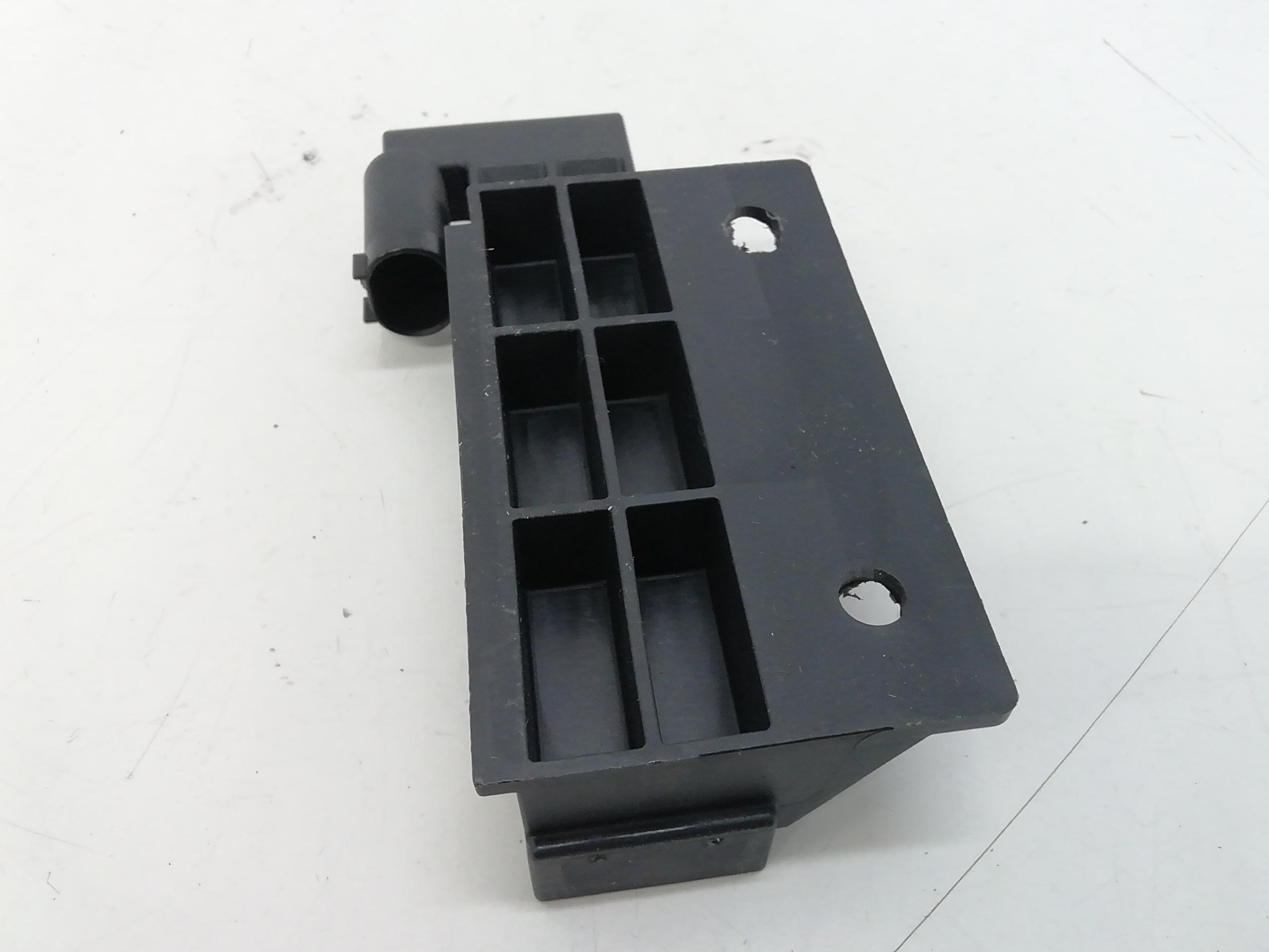 CENTRALINA ANTENNA FIAT 500 X Serie 68068148AA (15>)