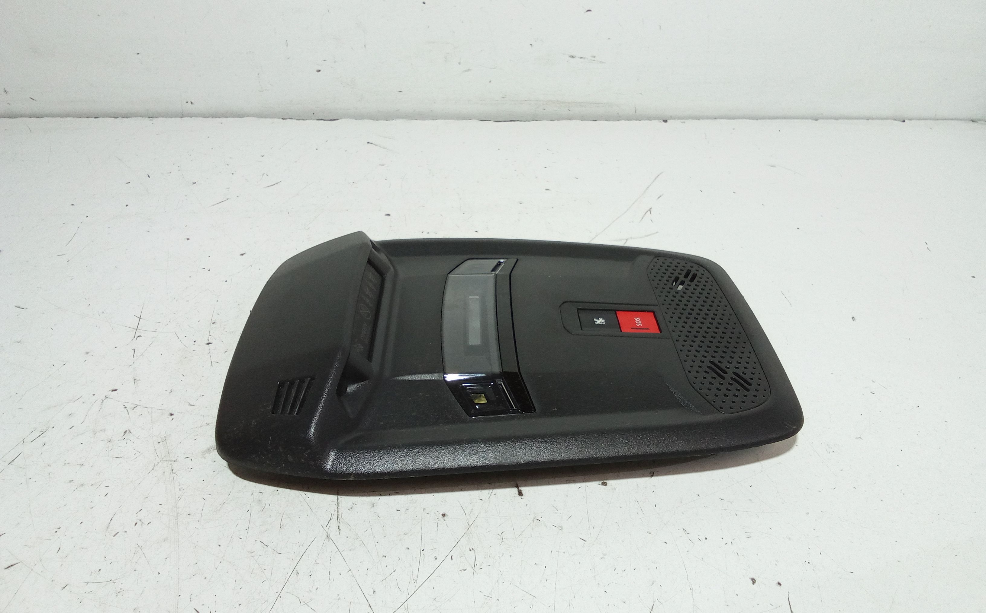 Plafoniera a led PEUGEOT 208 Serie (19>) | Casoria Car.it