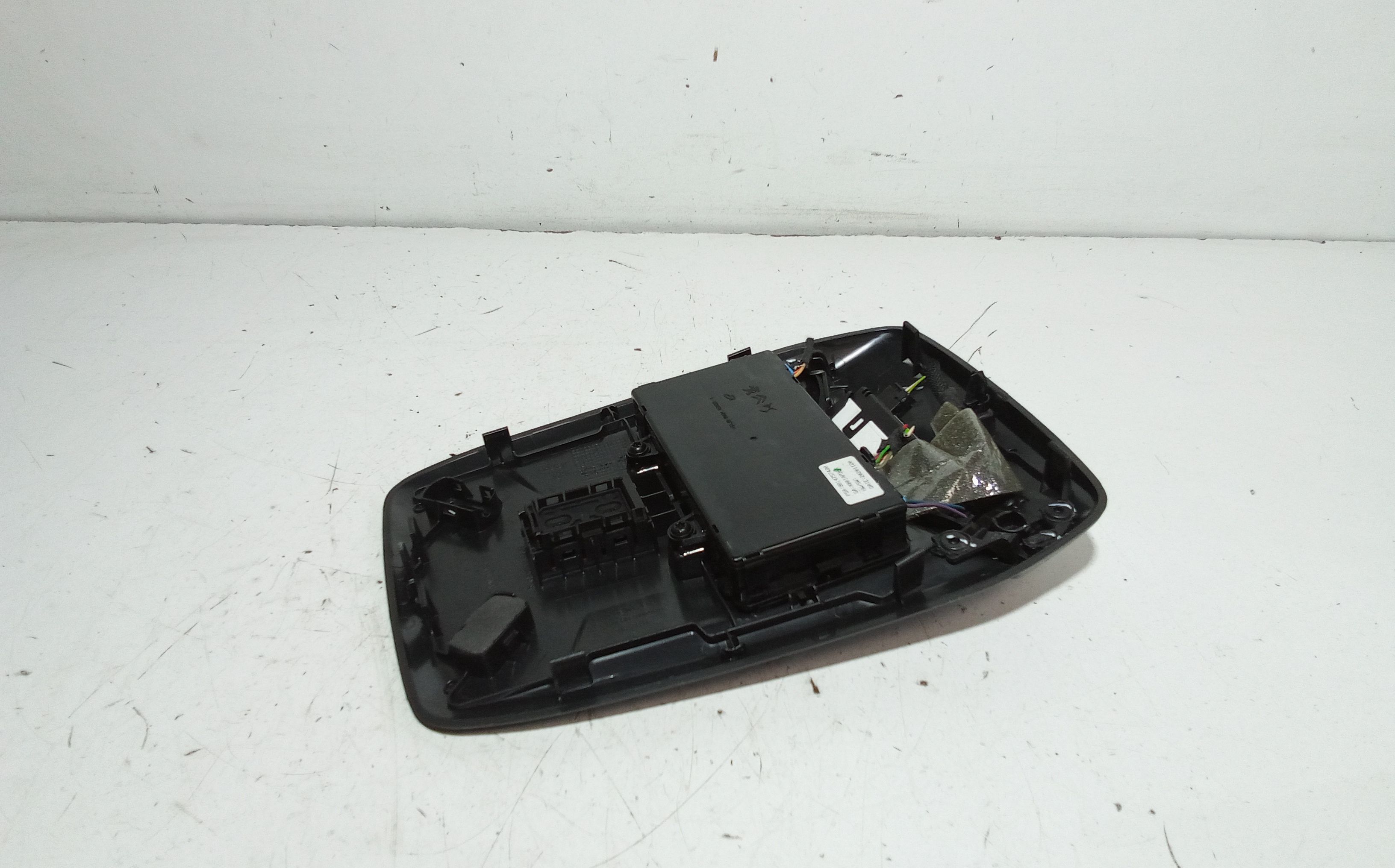 Plafoniera a led PEUGEOT 208 Serie (19>) | Casoria Car.it