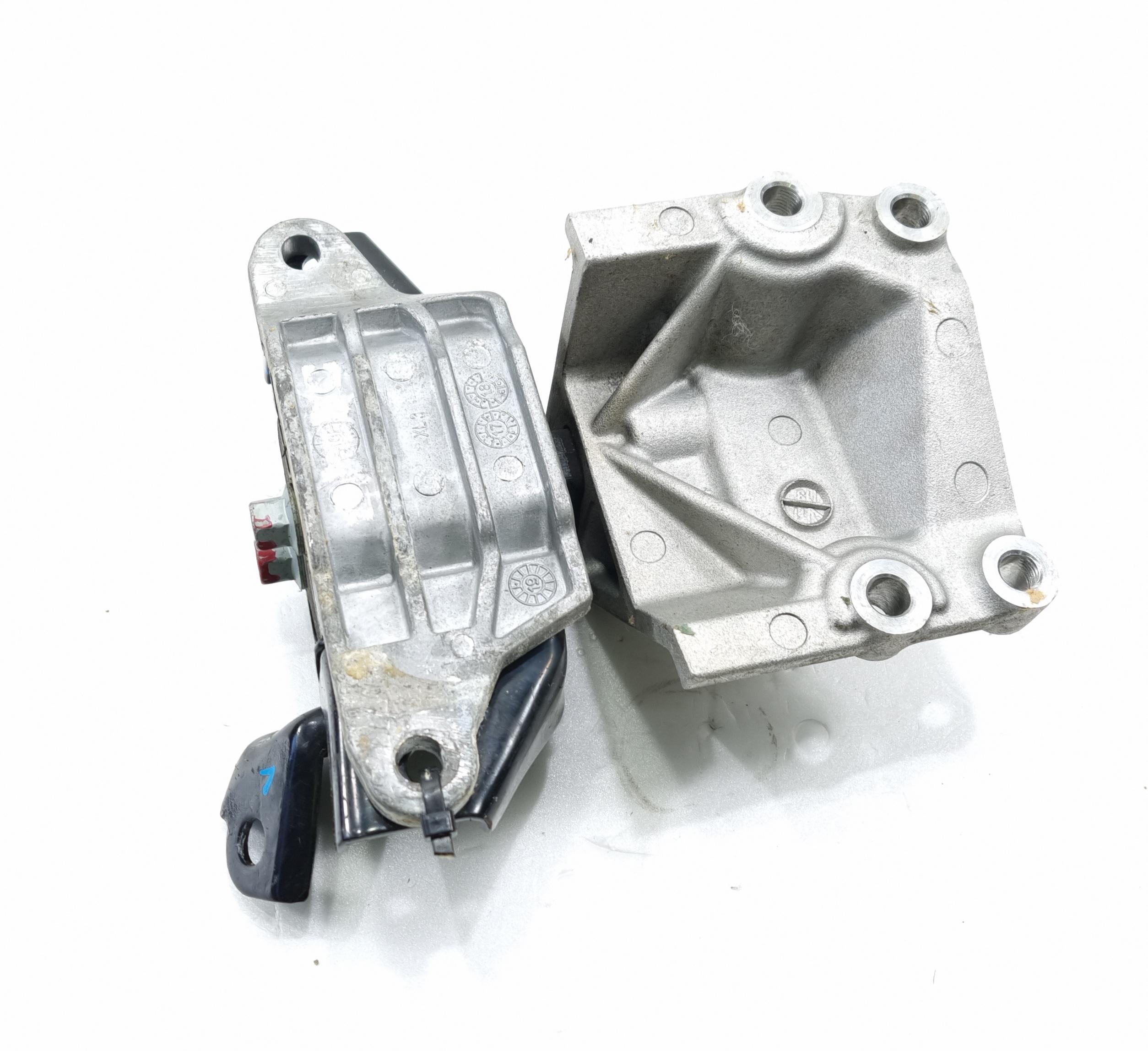 SUPPORTO CAMBIO HYUNDAI i20 Serie 21830-C7000 G4LA Bifuel/Gas 1200 (20>)