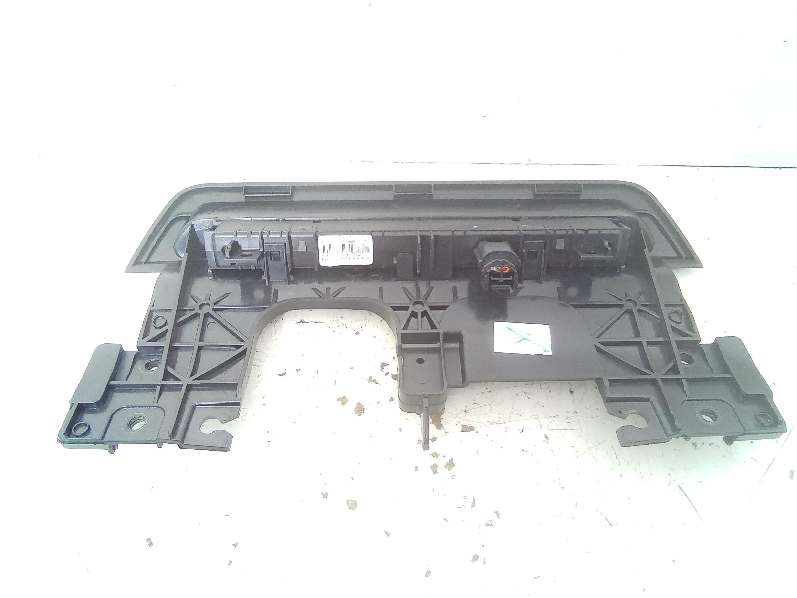 TERZO STOP DACIA Duster 1° Serie 265958992d (10>)