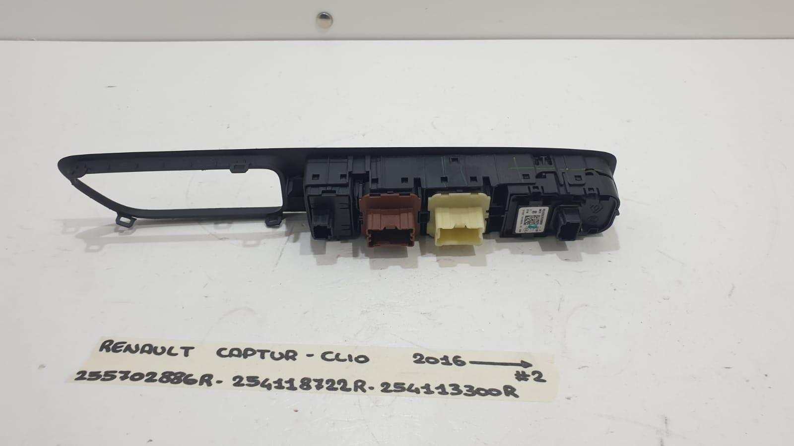 PULSANTIERA ANTERIORE SINISTRA RENAULT Captur Serie 255702886R ...