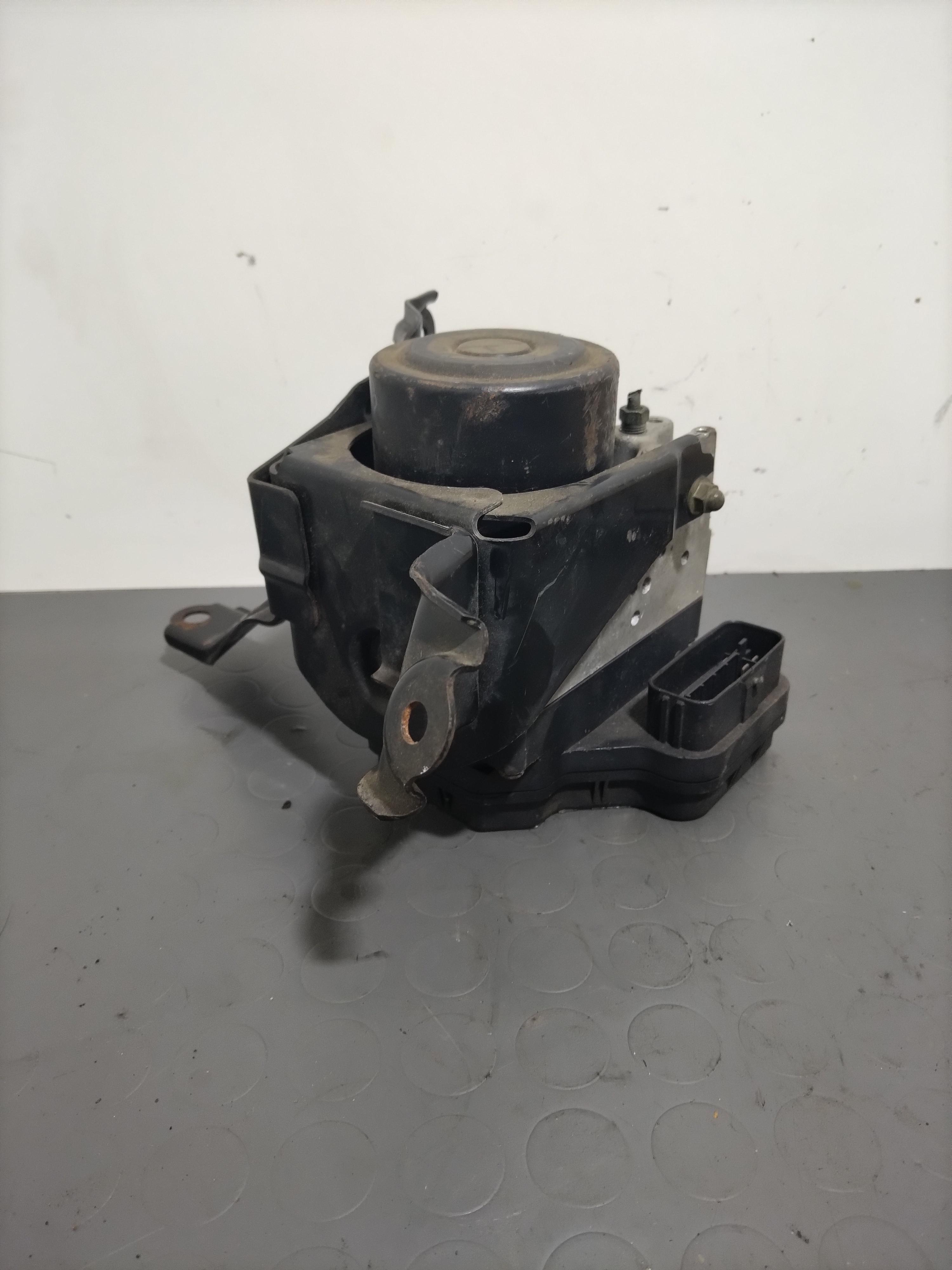 ABS TOYOTA Rav4 3° Serie 44540-42040 1CDFTV Diesel 2000 (03>05)