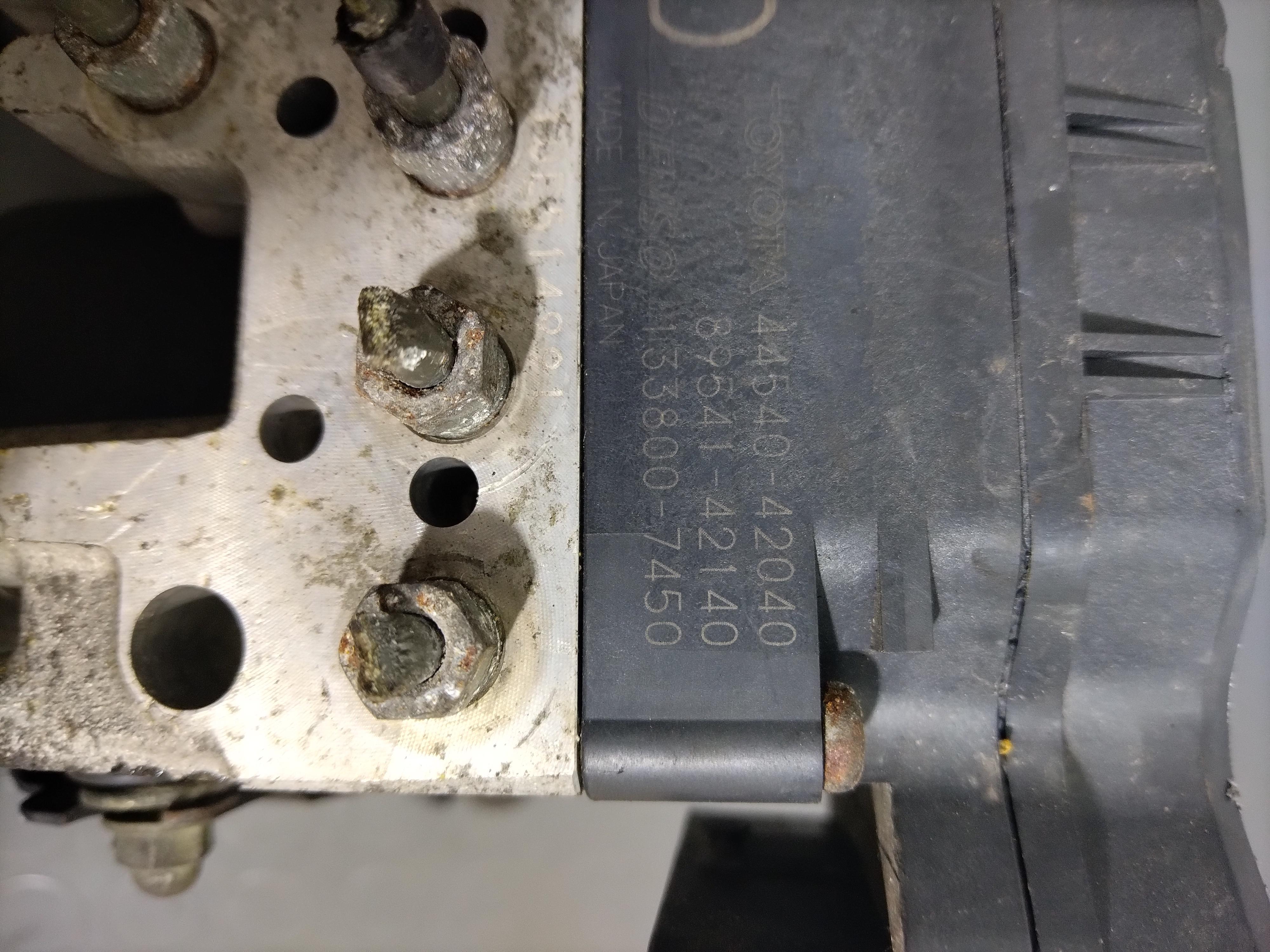 ABS TOYOTA Rav4 3° Serie 44540-42040 1CDFTV Diesel 2000 (03>05)