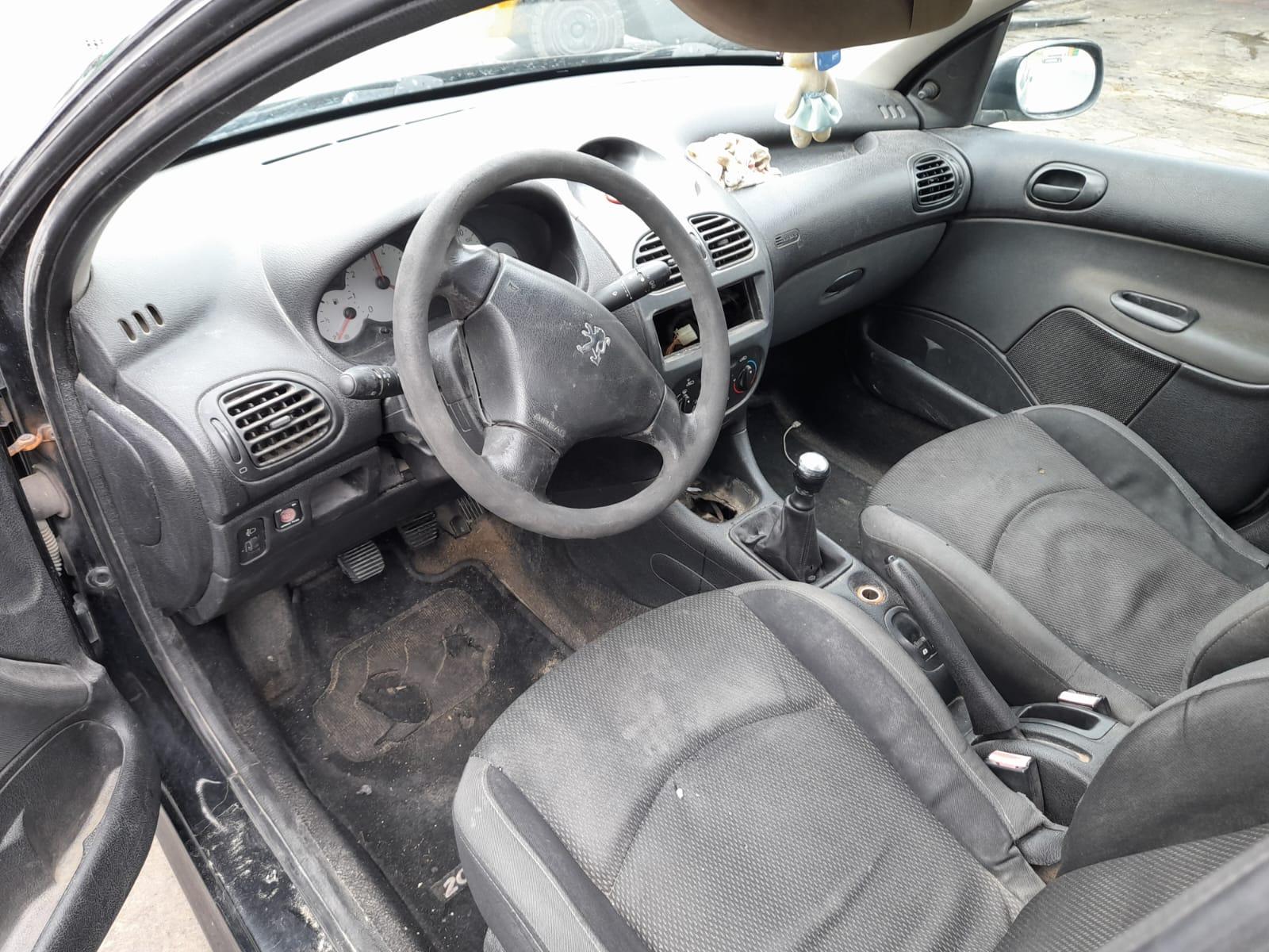 RICAMBI USATI AUTO PEUGEOT 206 1° Serie KFW (TU3A), KFW (TU3JP), KFX ...