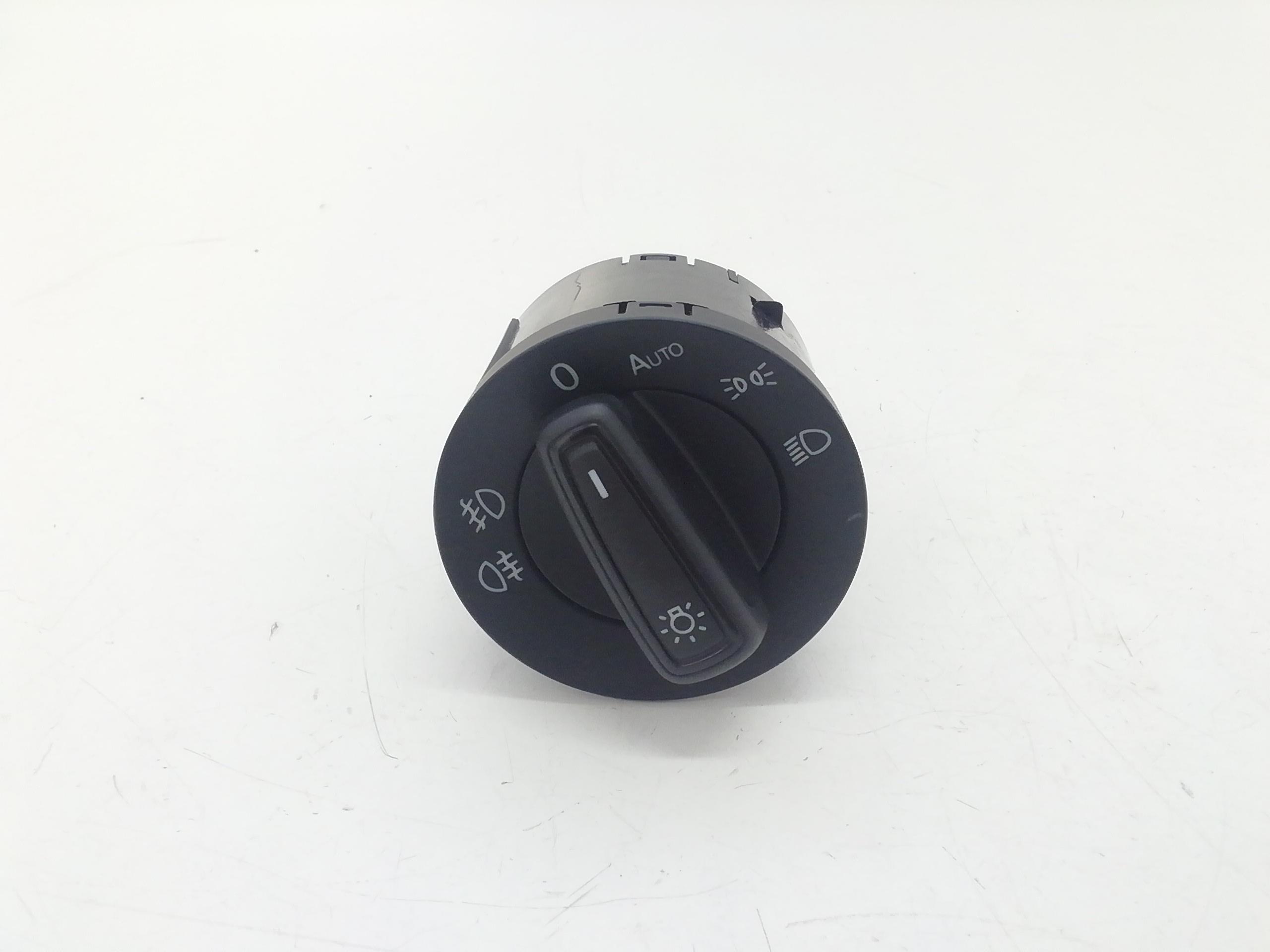 INTERRUTTORE COMANDO LUCI VOLKSWAGEN T-CROSS Serie 5G0941431R (19>)