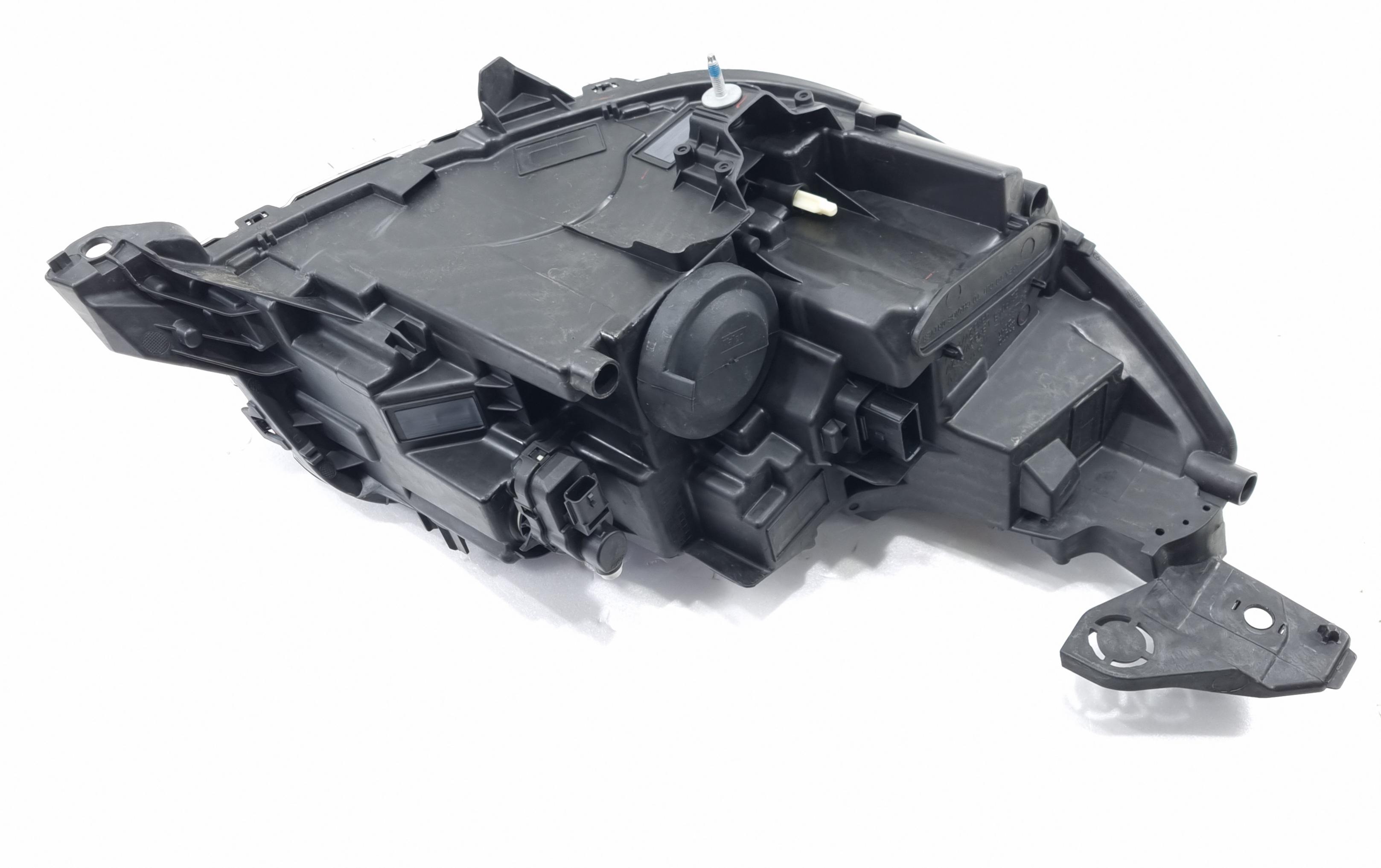 FARO ANTERIORE SINISTRO PEUGEOT 2008 Serie 9933036380 (19>)