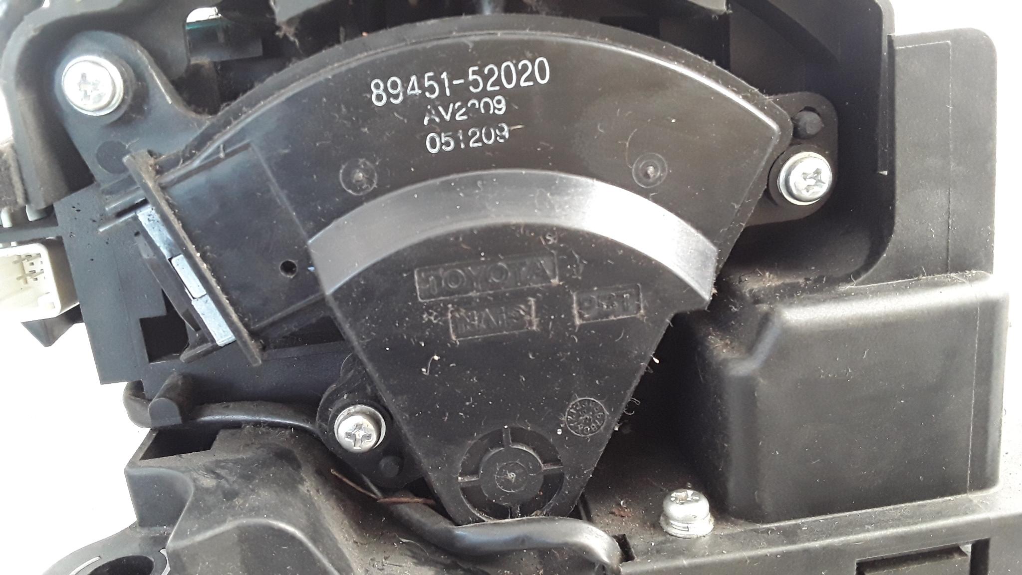 LEVA CAMBIO AUTOMATICO TOYOTA Yaris Serie 89451-52020 Diesel 1364 (05>08)