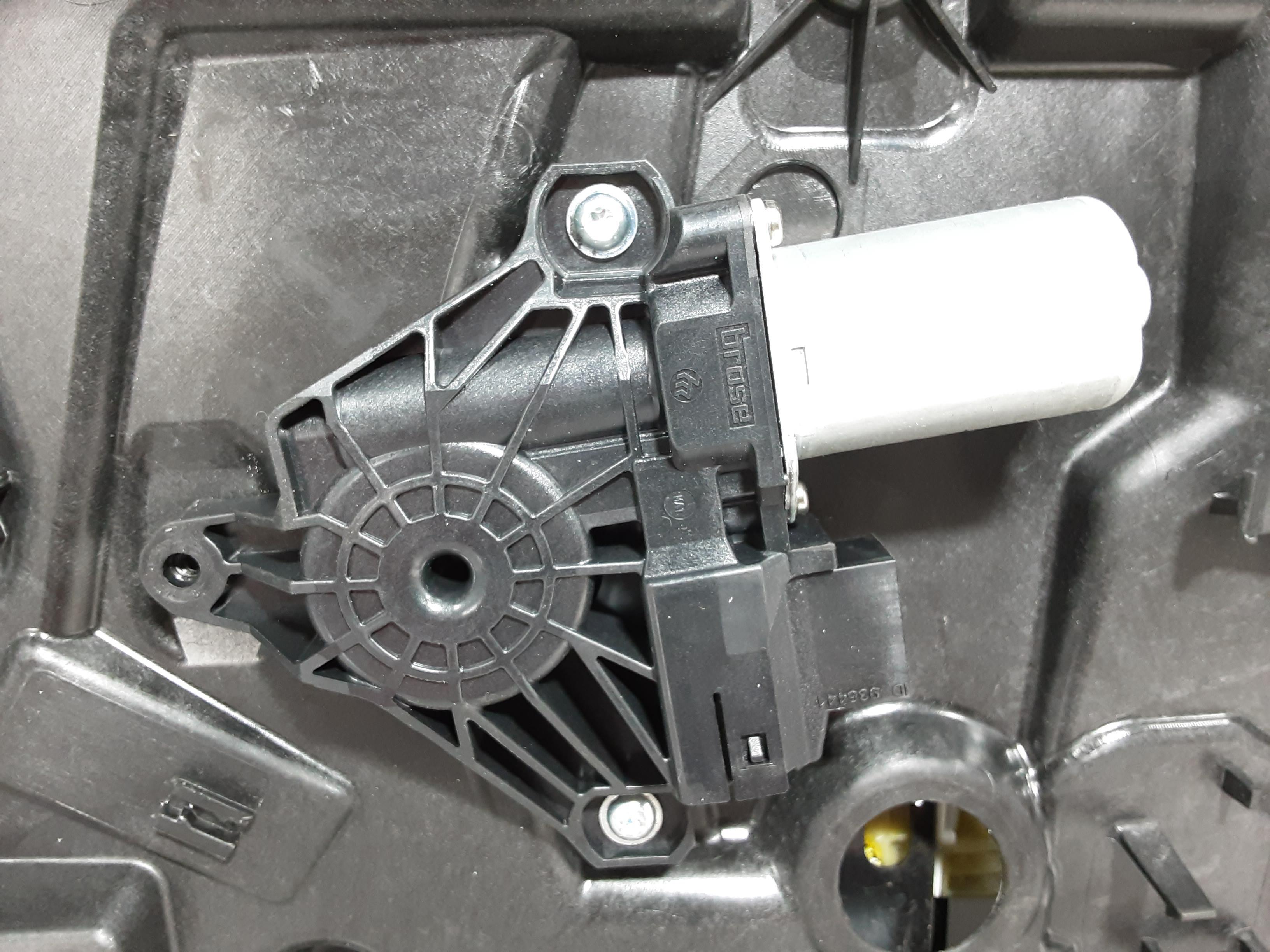 MOTORINO ALZAVETRO POSTERIORE SINISTRO MERCEDES Classe B W246 2° Serie ...