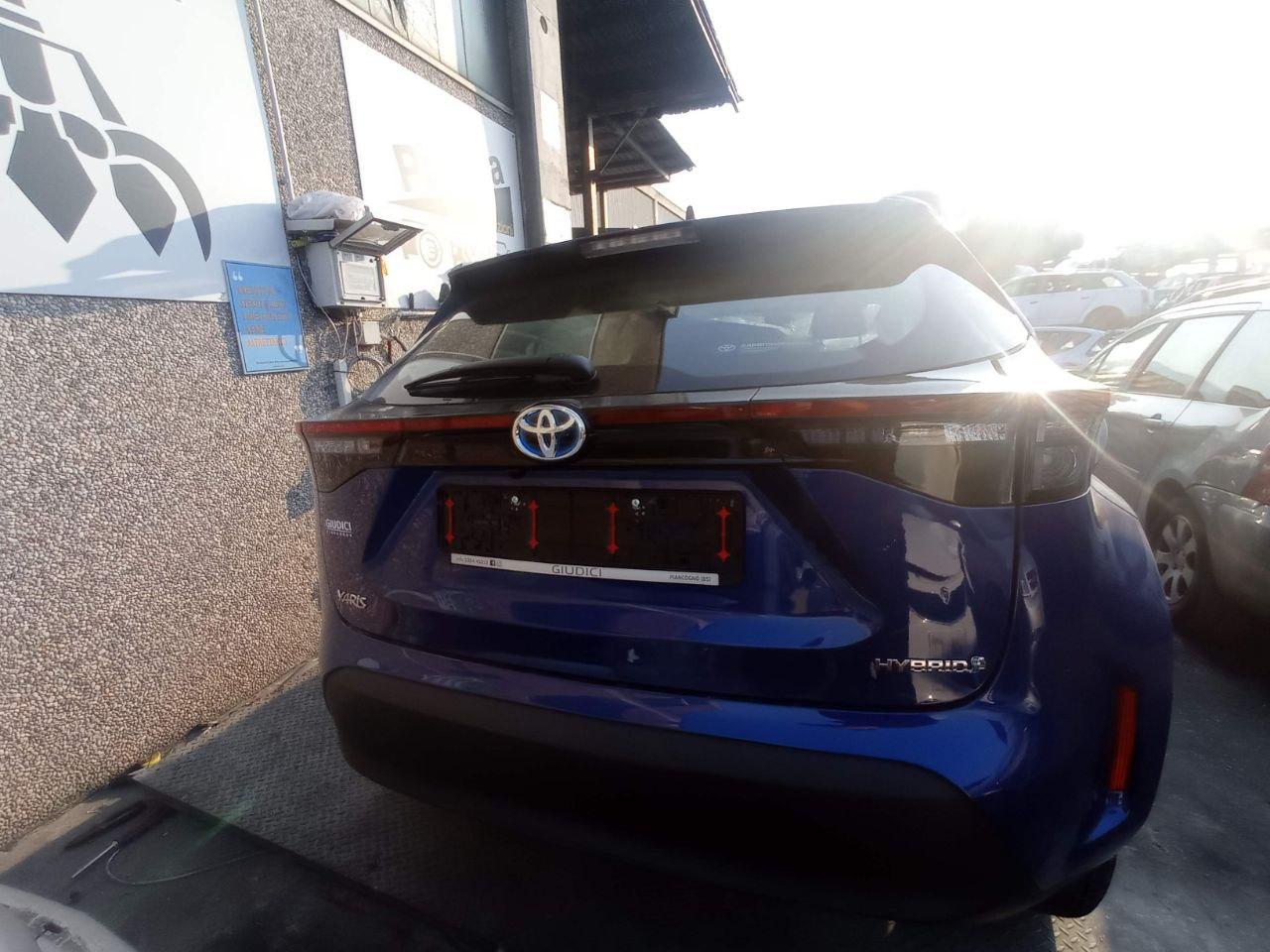 PULSANTIERA ANTERIORE SINISTRA TOYOTA Yaris Serie 84040-0D020 (20>)