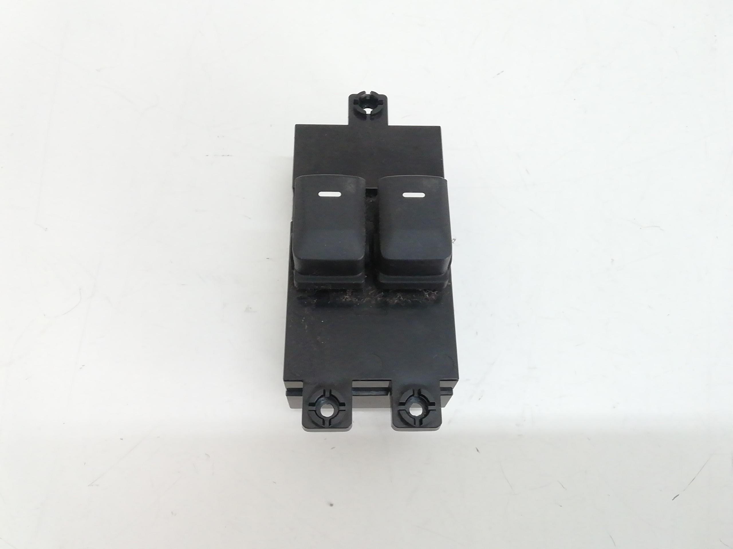 PULSANTIERA ANTERIORE SINISTRA KIA Picanto 3° Serie 93570-1Y000 (11>)