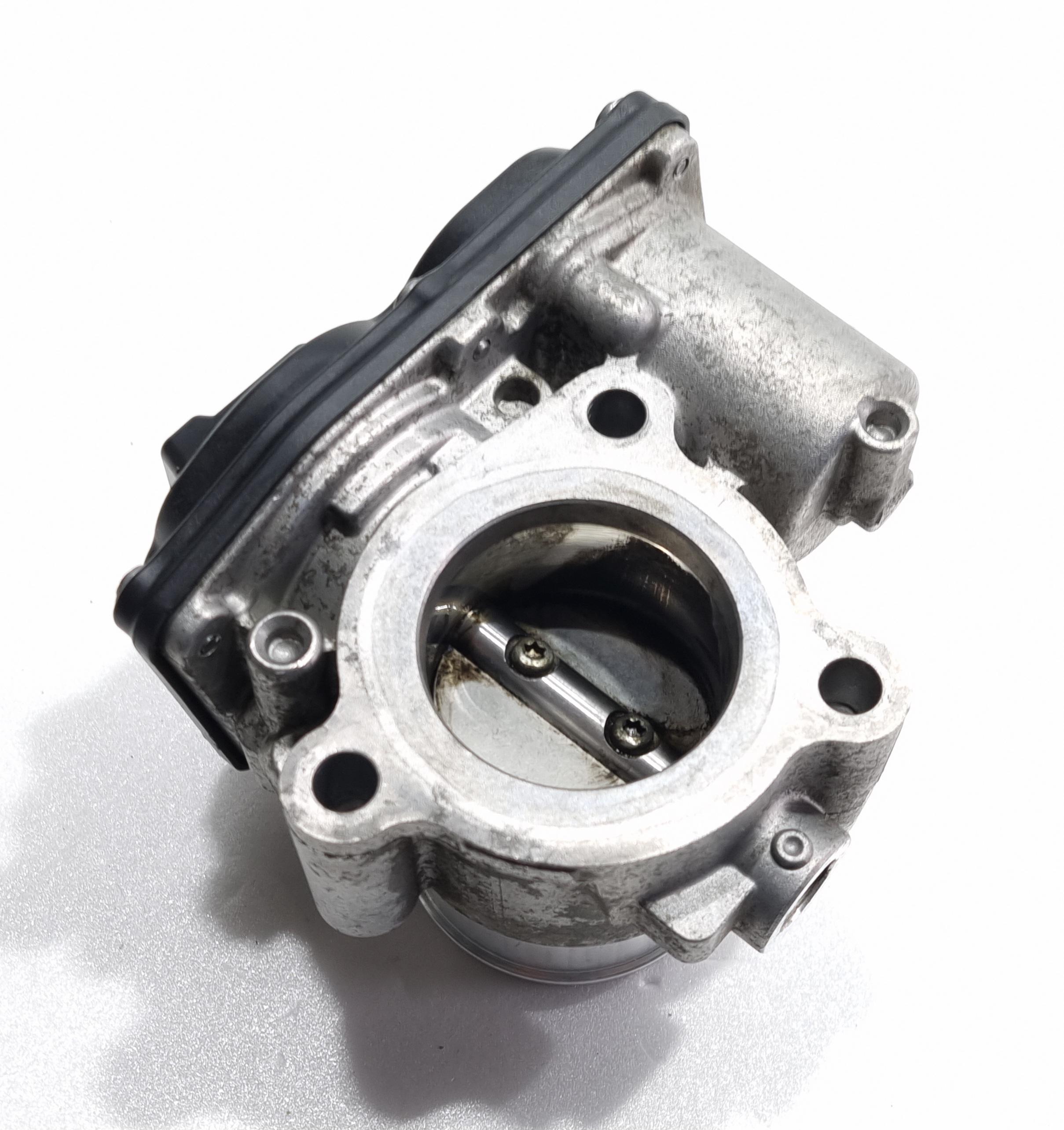 A32EB CORPO FARFALLATO FORD EcoSport Serie (15>) M1JC (2017) RICAMBI USATI