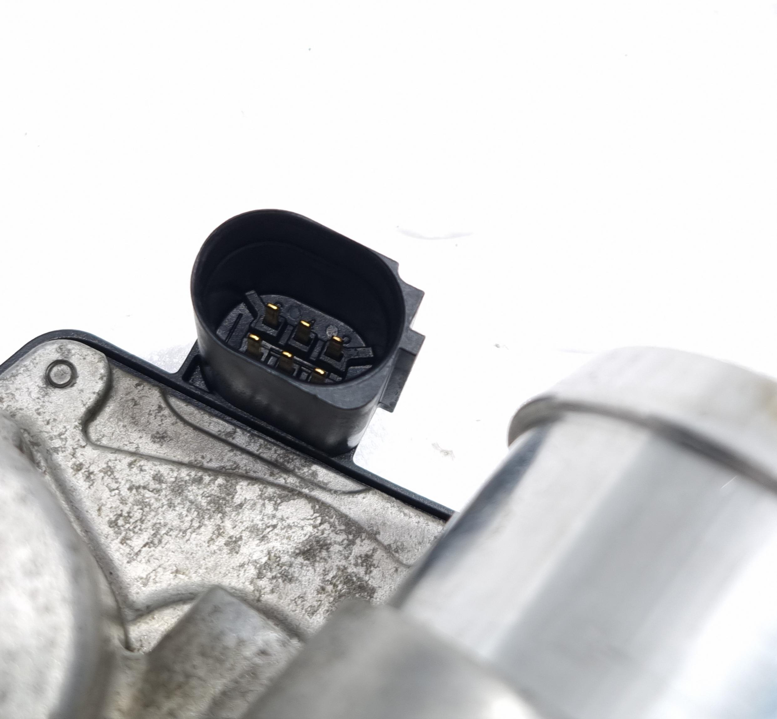 A32EB CORPO FARFALLATO FORD EcoSport Serie (15>) M1JC (2017) RICAMBI USATI