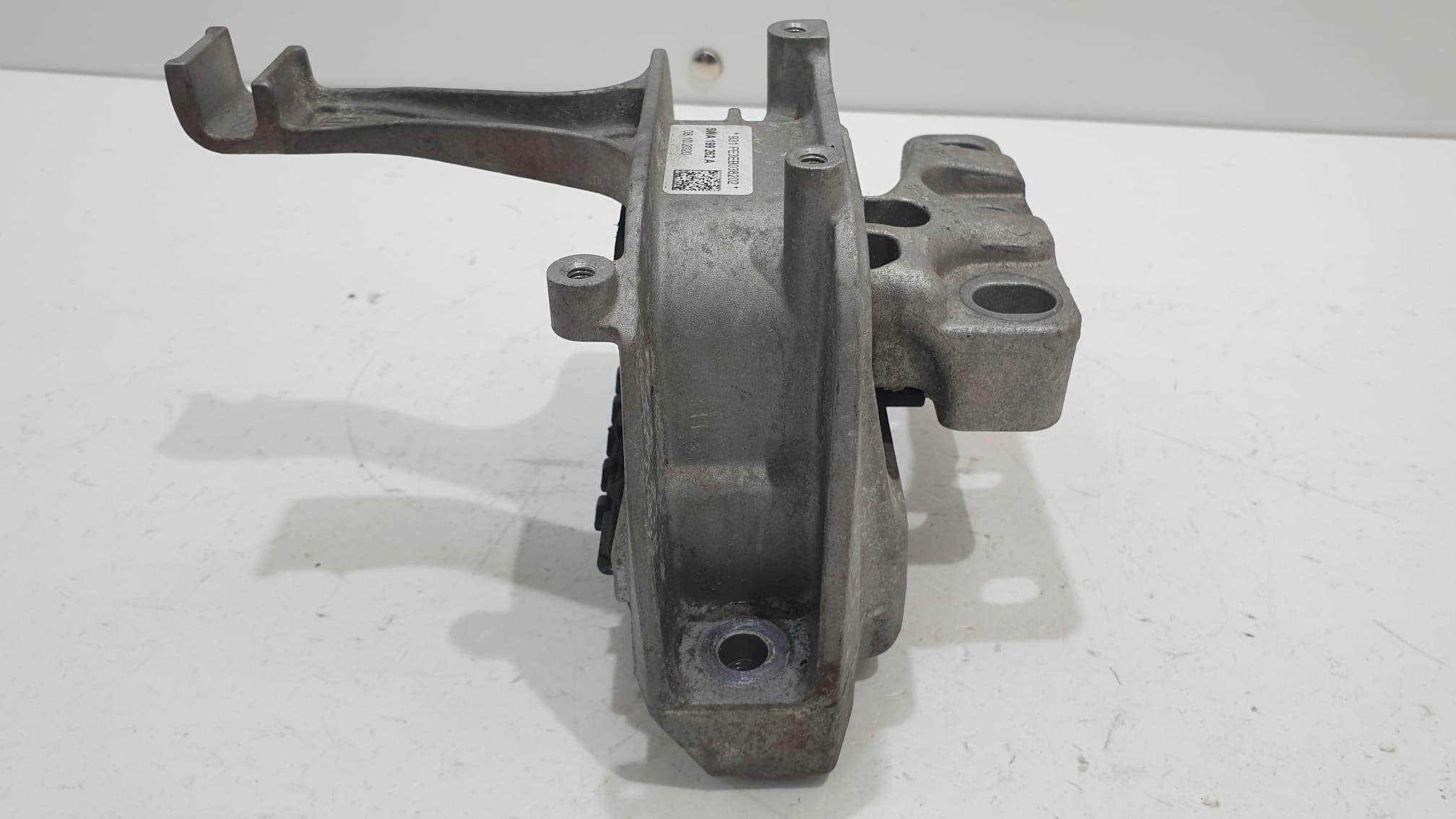 SUPPORTO MOTORE VOLKSWAGEN Golf Serie VIII 5WA199262A Benzina 1.0 (19>)