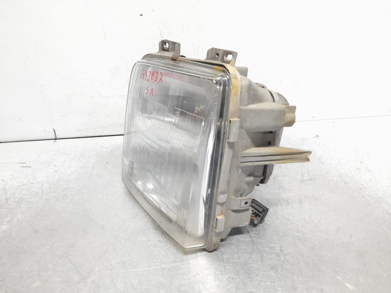 FARO ANTERIORE SINISTRO VOLKSWAGEN LT 46 serie 441-1143L (96>06)