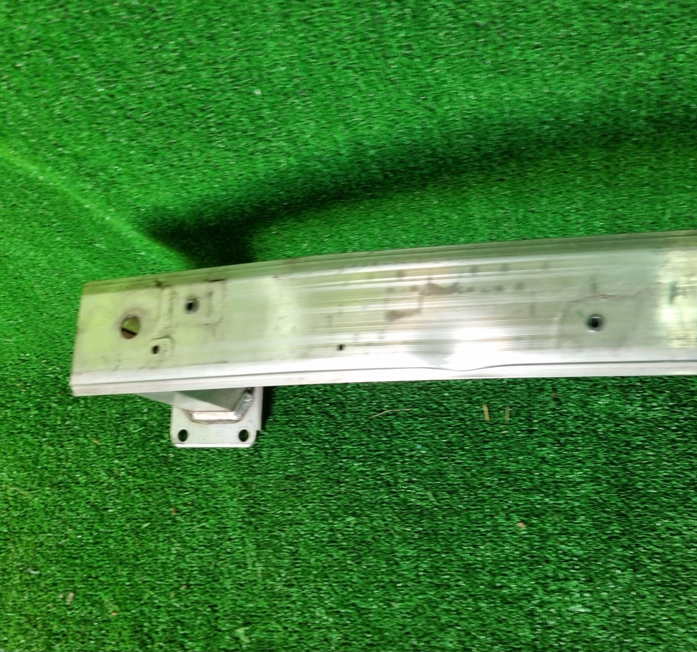 RINFORZO PARAURTI ANTERIORE CITROEN C5 Aircross 9824513680 (18>)