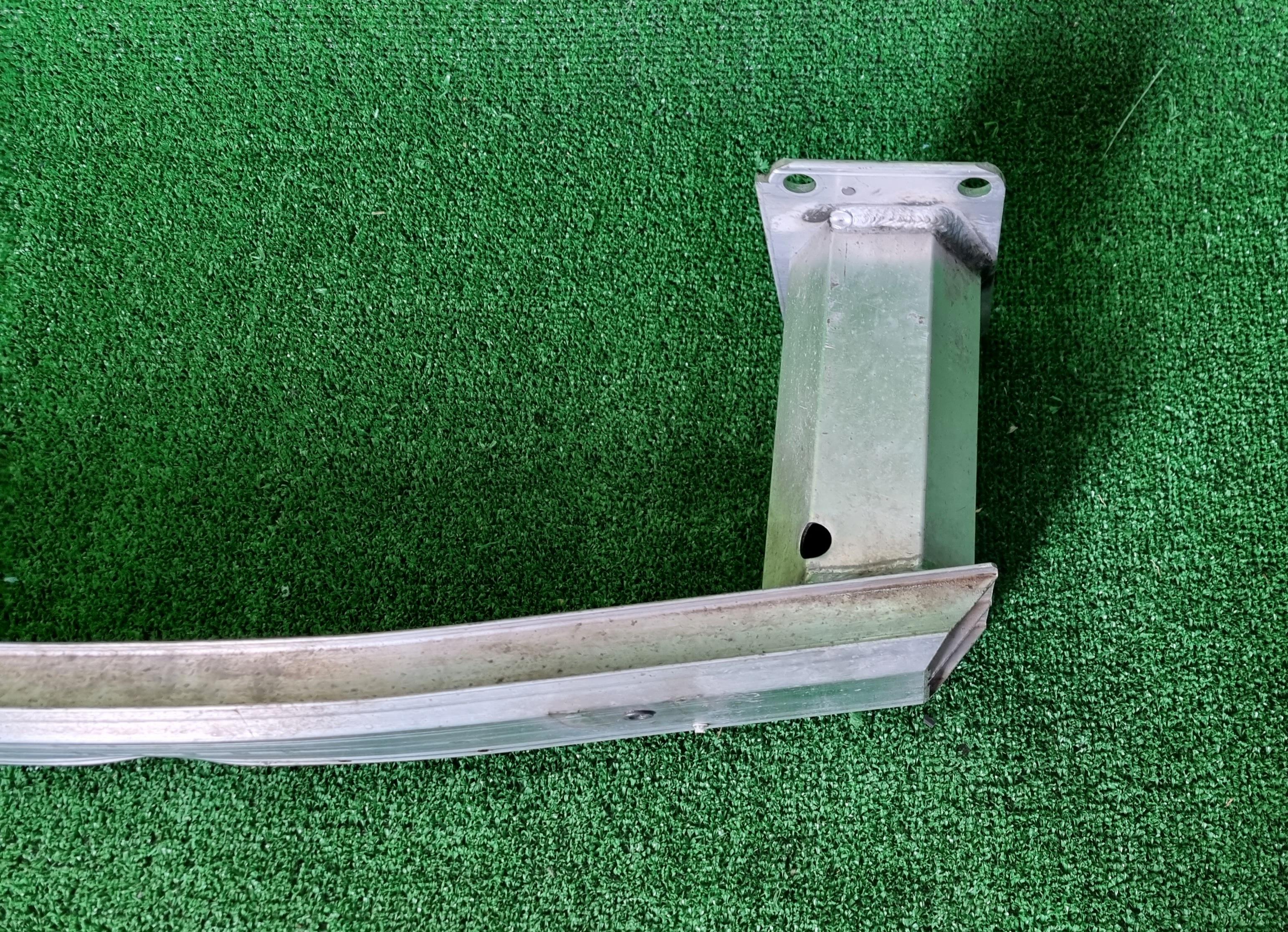 RINFORZO PARAURTI ANTERIORE CITROEN C5 Aircross 9824513680 (18>)