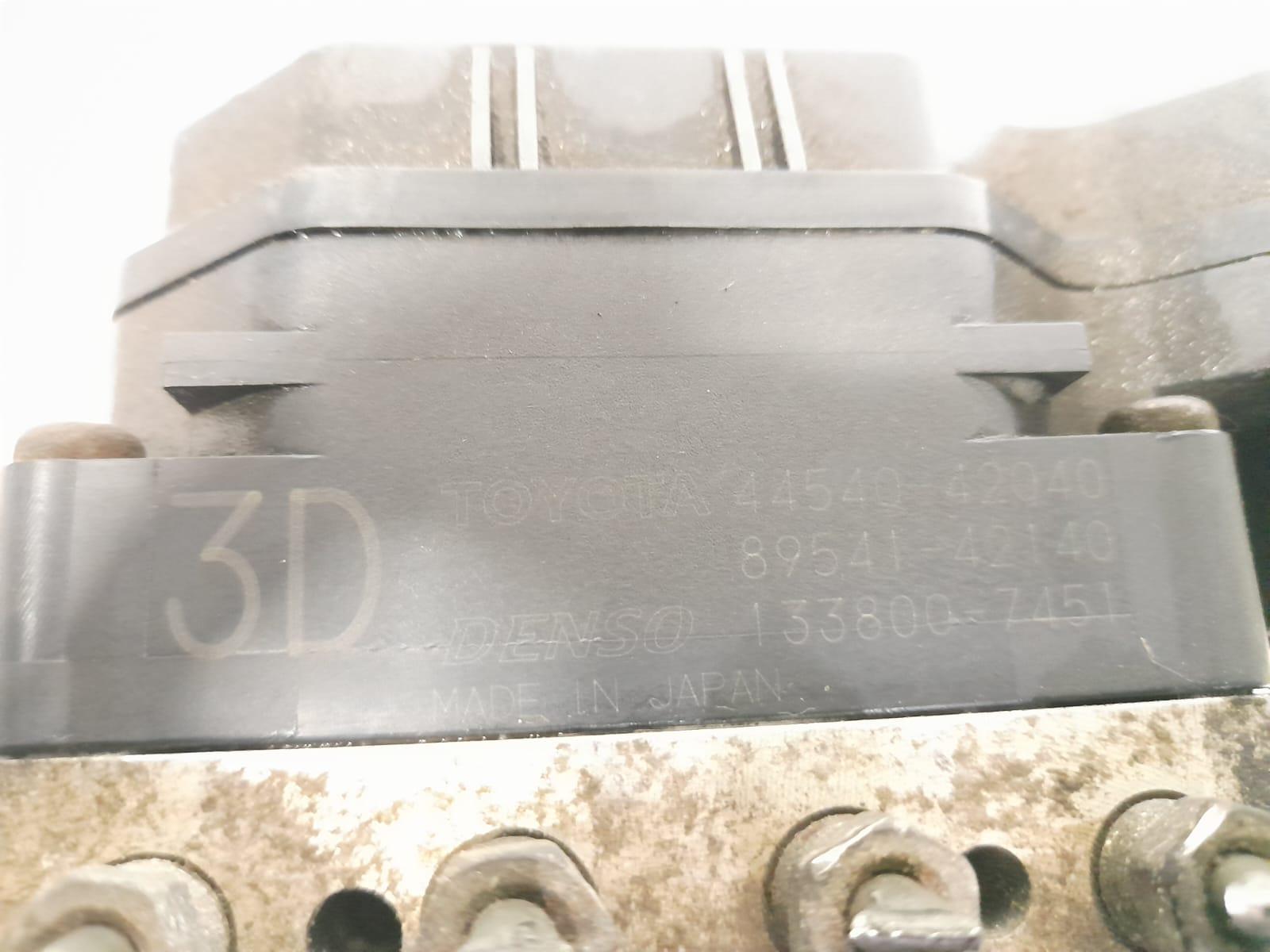 CENTRALINA ABS TOYOTA Rav4 2° Serie 44540-42040 1CD-FTV Diesel 2000 (00>03)