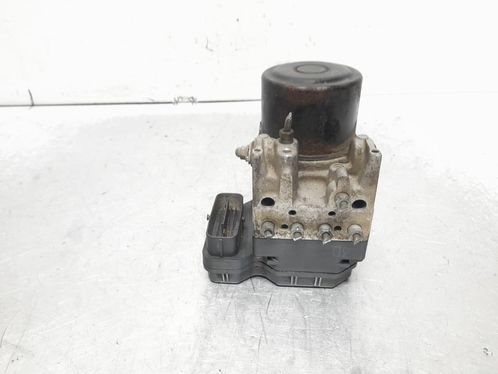 CENTRALINA ABS TOYOTA Rav4 2° Serie 44540-42040 1CD-FTV Diesel 2000 (00>03)