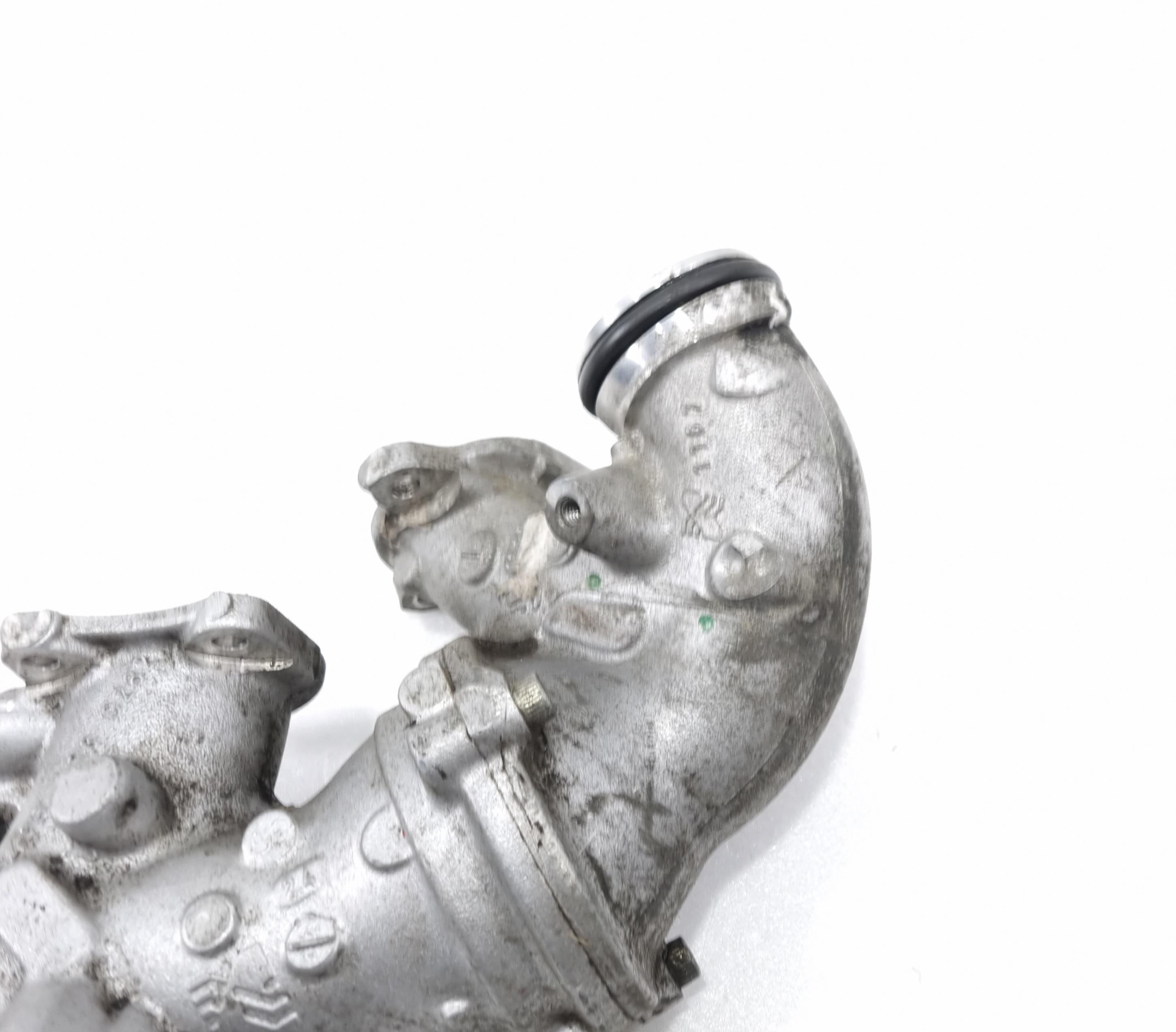 TUBO PRESSIONE TURBO MERCEDES Classe C Cabrio W205 A6510901586 OM 651. ...
