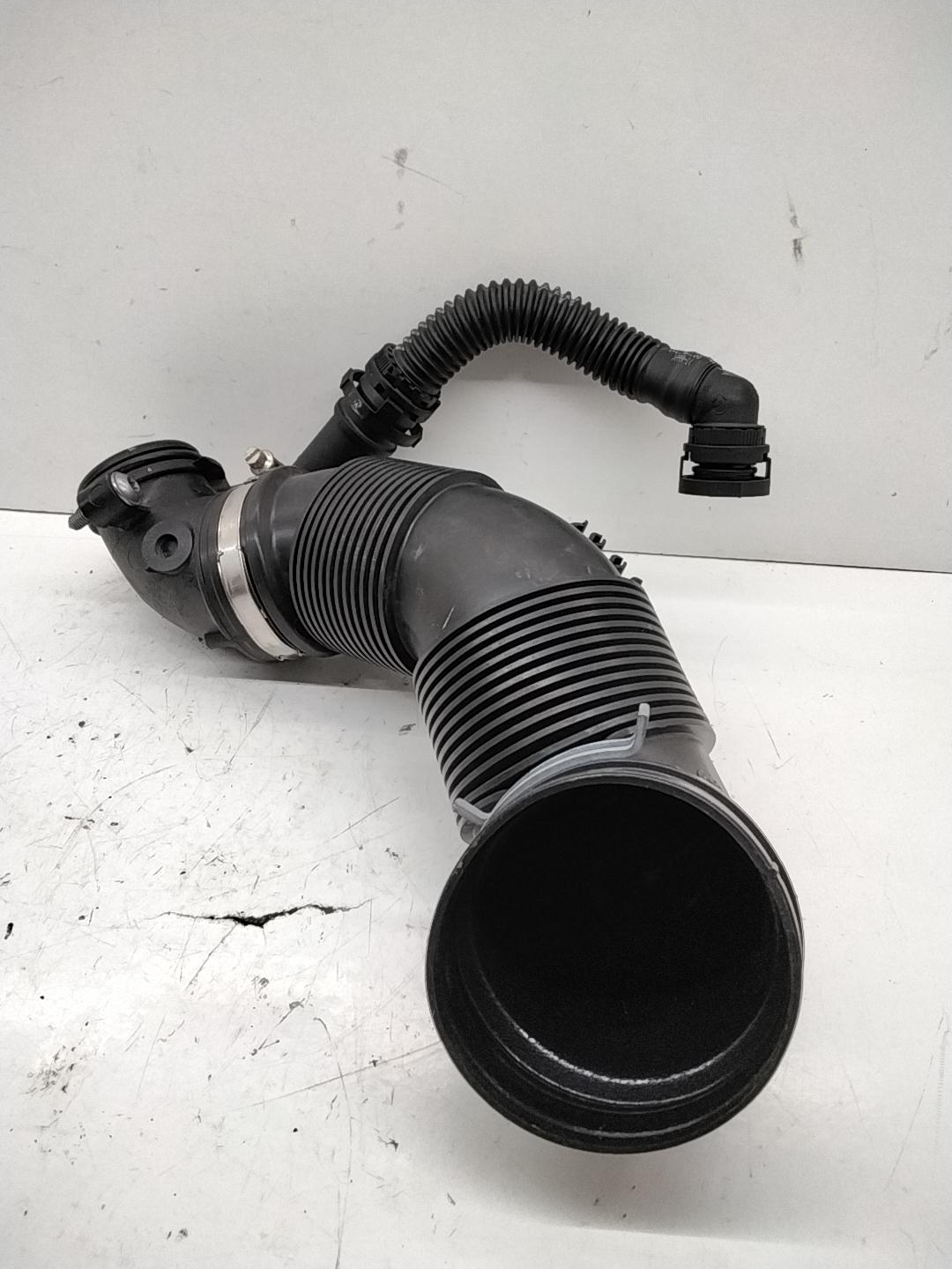 TUBO ASPIRAZIONE TURBINA VOLKSWAGEN Tiguan R Line 5QA129654G 5Q0129635 ...
