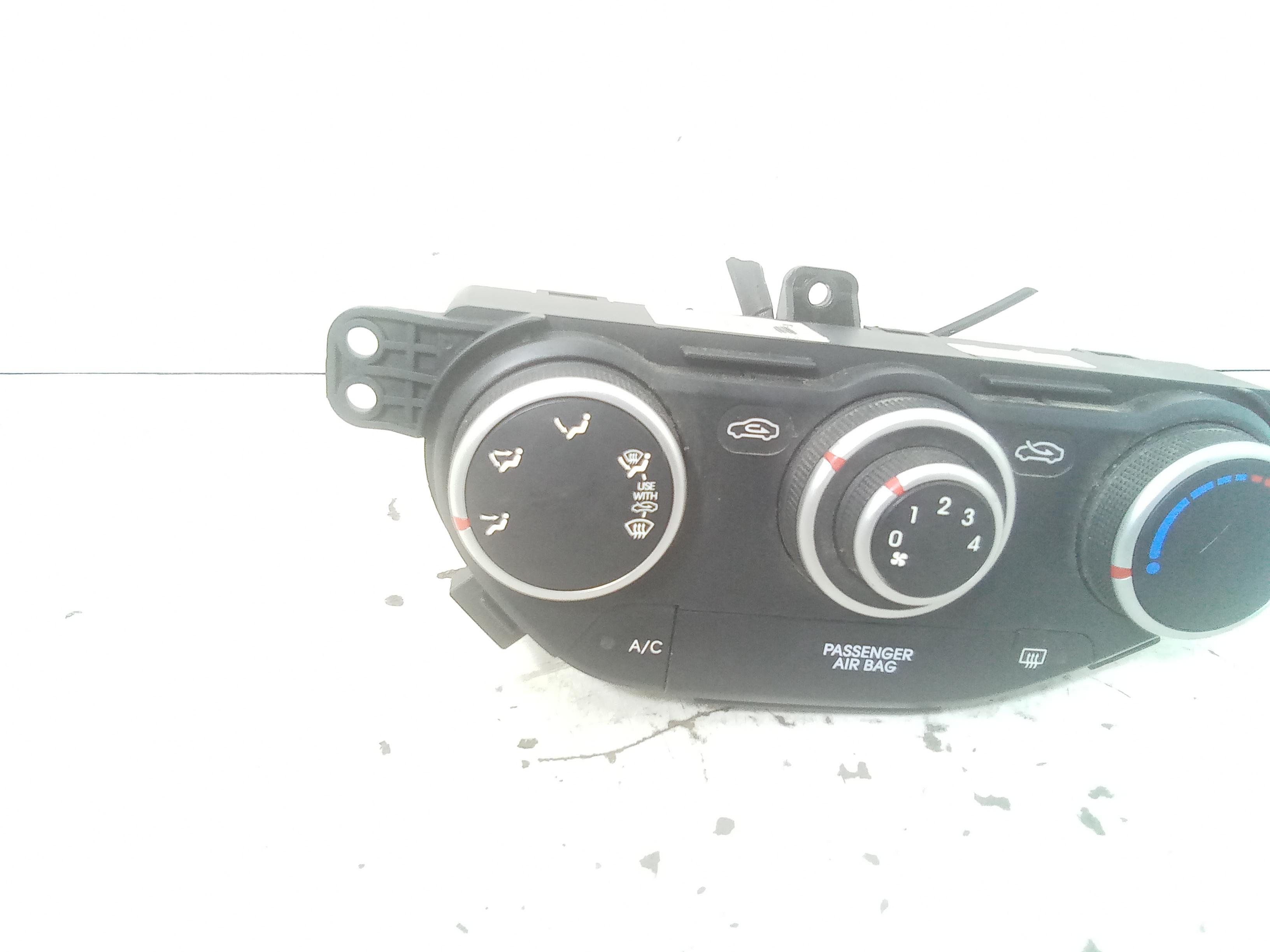 COMANDI CLIMA KIA Picanto 3° Serie 97250-1y000 (11>)
