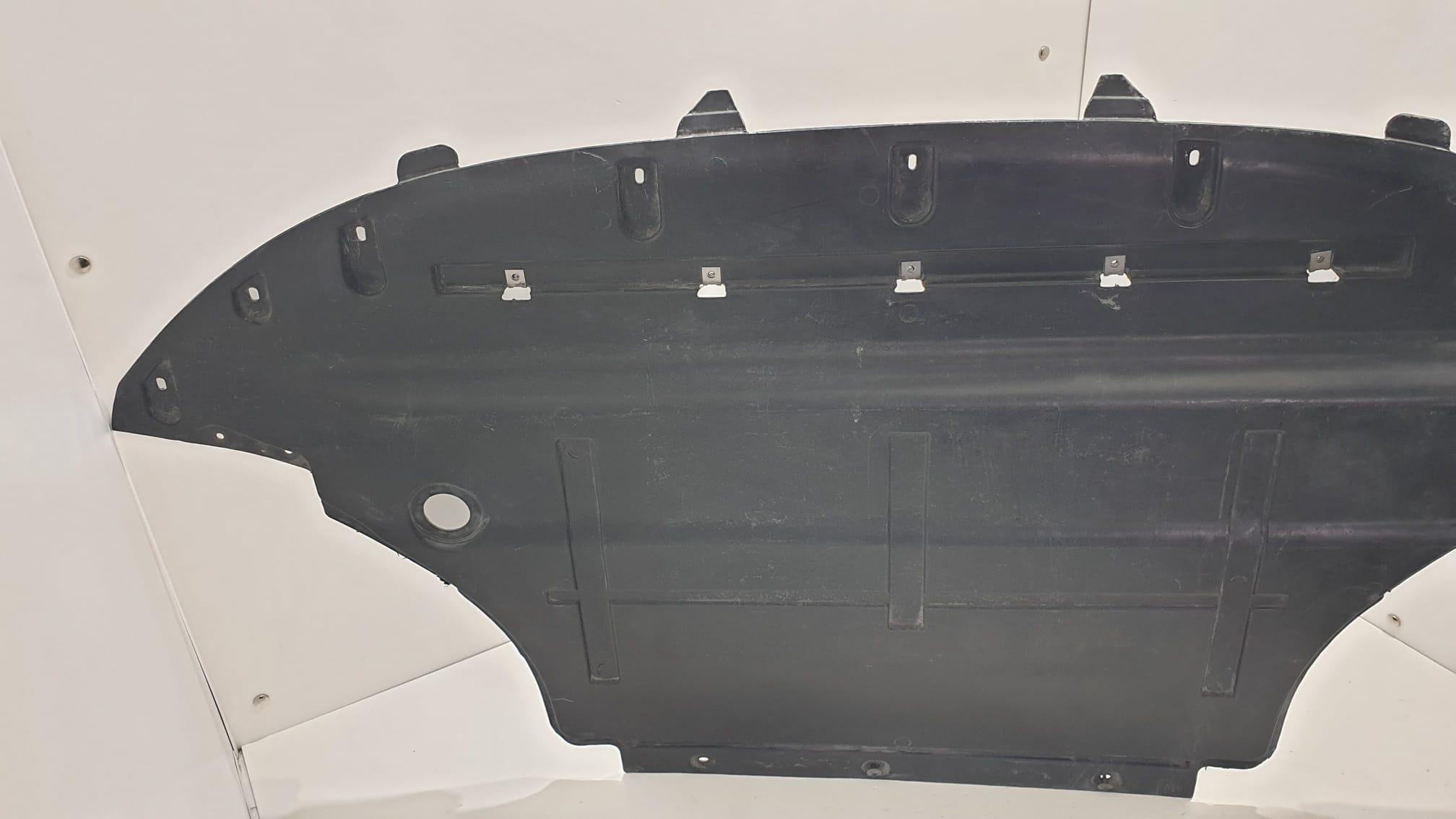 RIPARO SOTTO MOTORE AUDI Q5 Serie (8RB) 8R0863821B Diesel 2.0 (08>12)